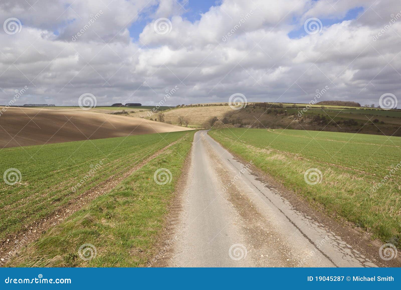 Country road in april stock image. Image of countryside - 19045287