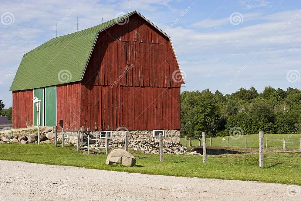 Countryside Barn stock photo. Image of door, foliage, dormers - 3155648