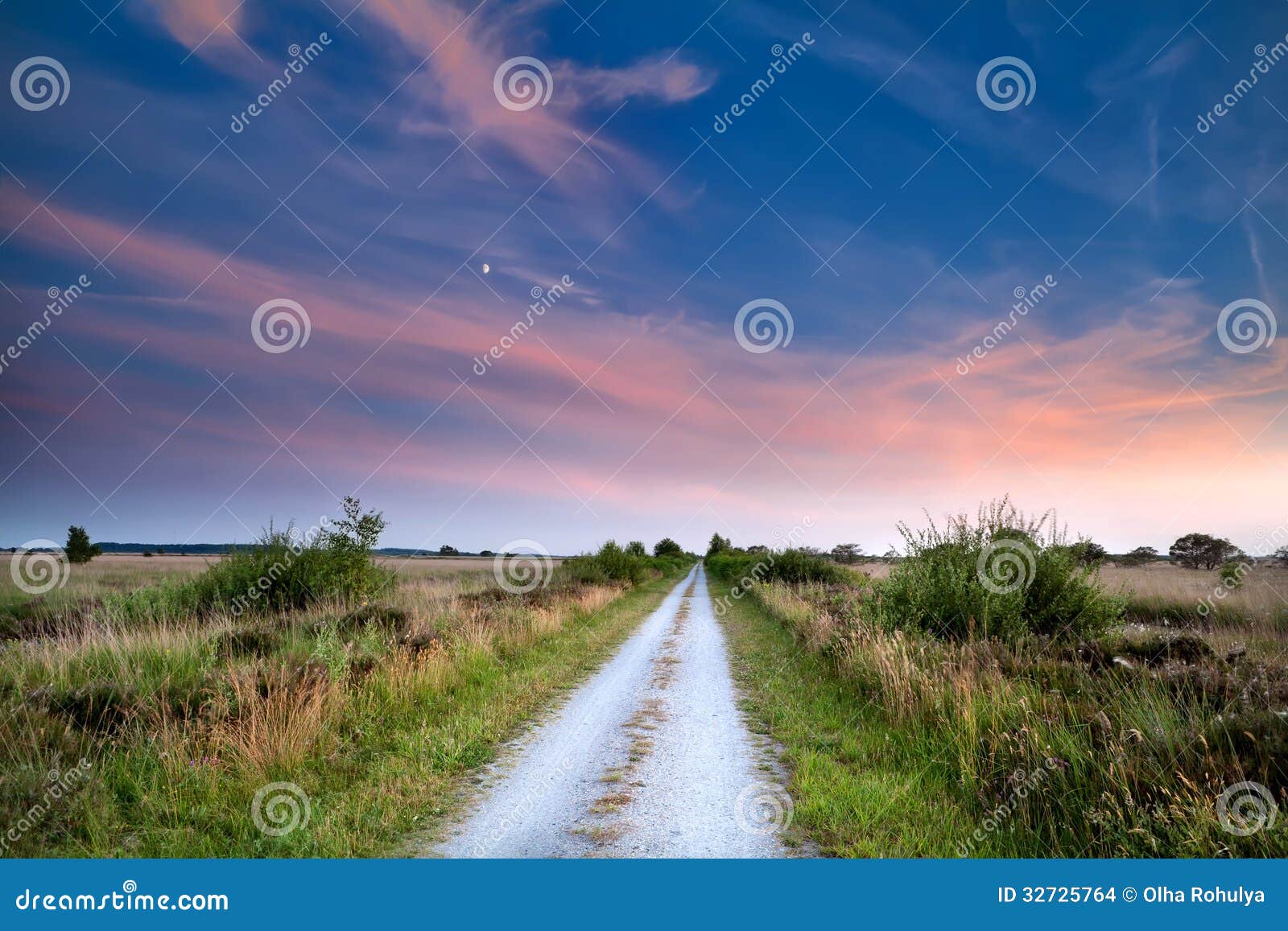Countryside road at sunset stock photo. Image of green - 32725764