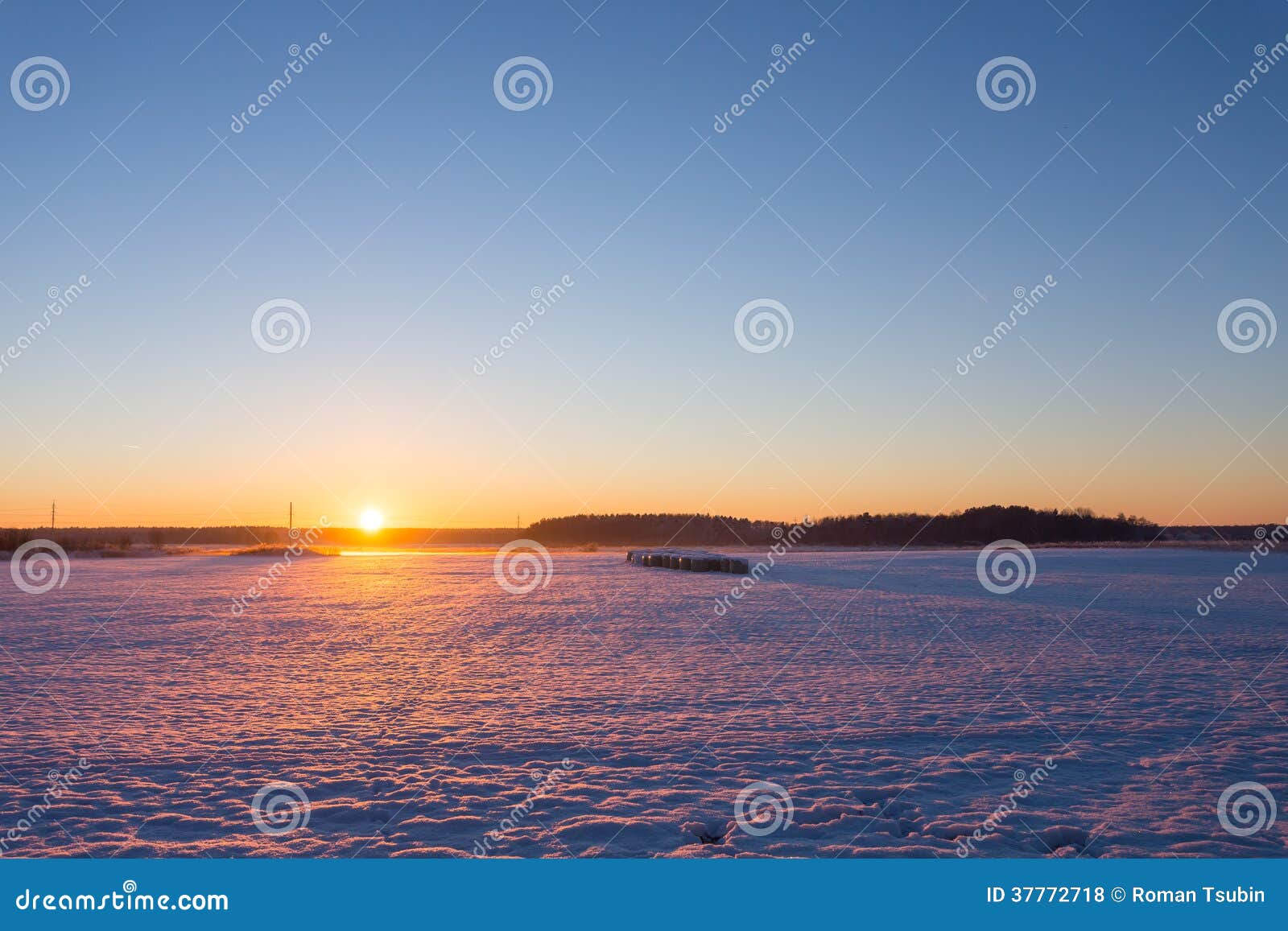 Countryside winter sunset stock photo. Image of frost - 37772718