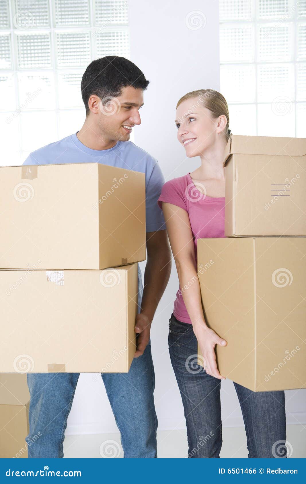 Couple with boxes stock photo. Image of carrying, lifestyle - 6501466