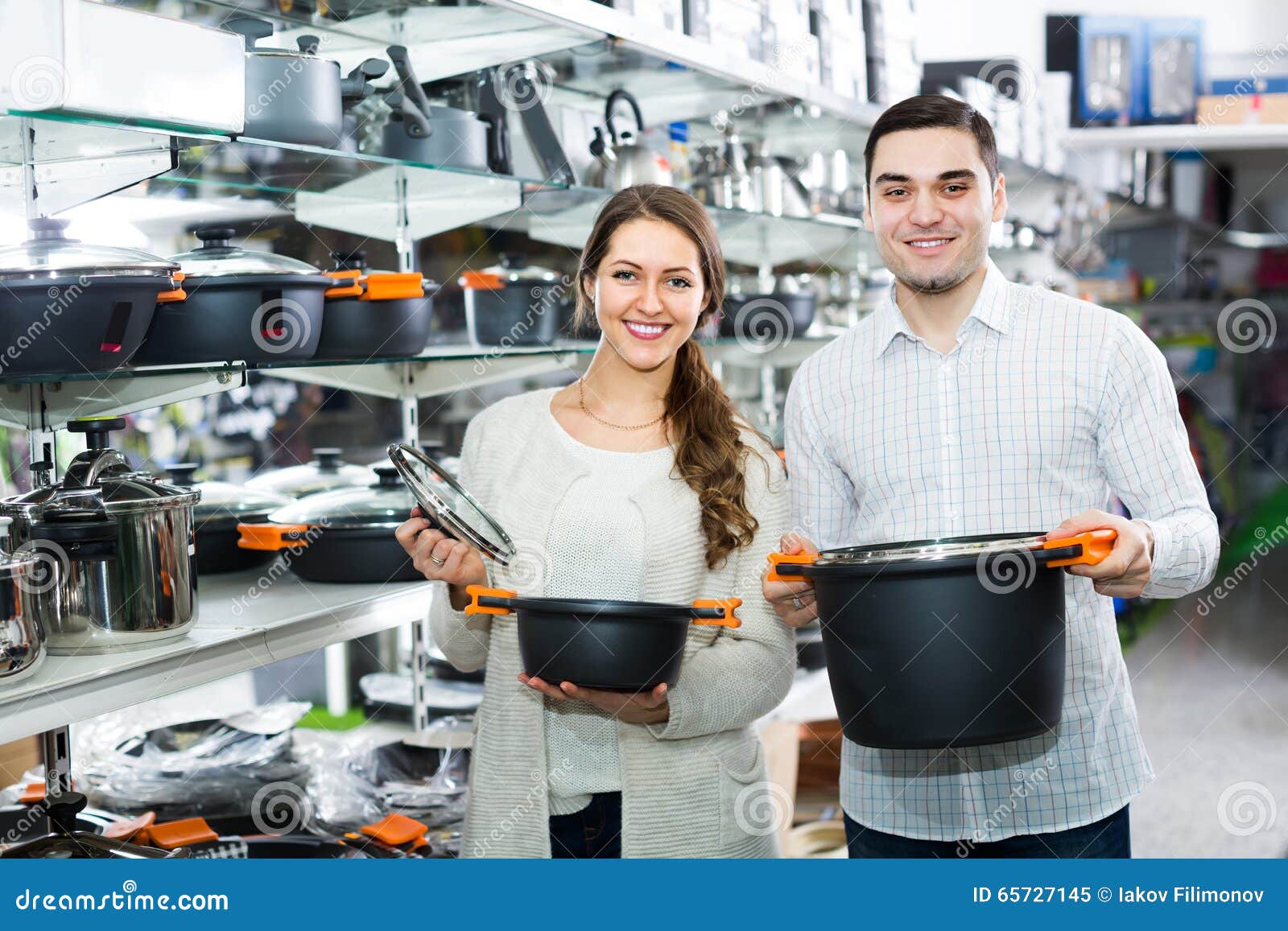 1,028 Pans Shop Stock Photos - Free & Royalty-Free Stock Photos from ...