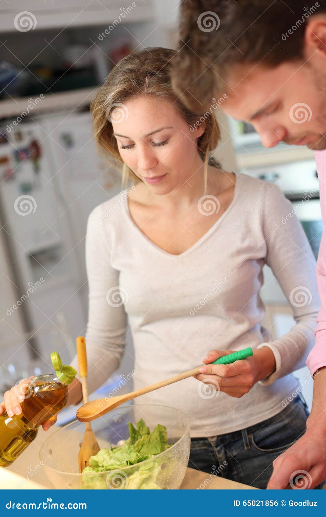 Couple Cooking Dinner Together Stock Photo - Image of enjoying, girl ...