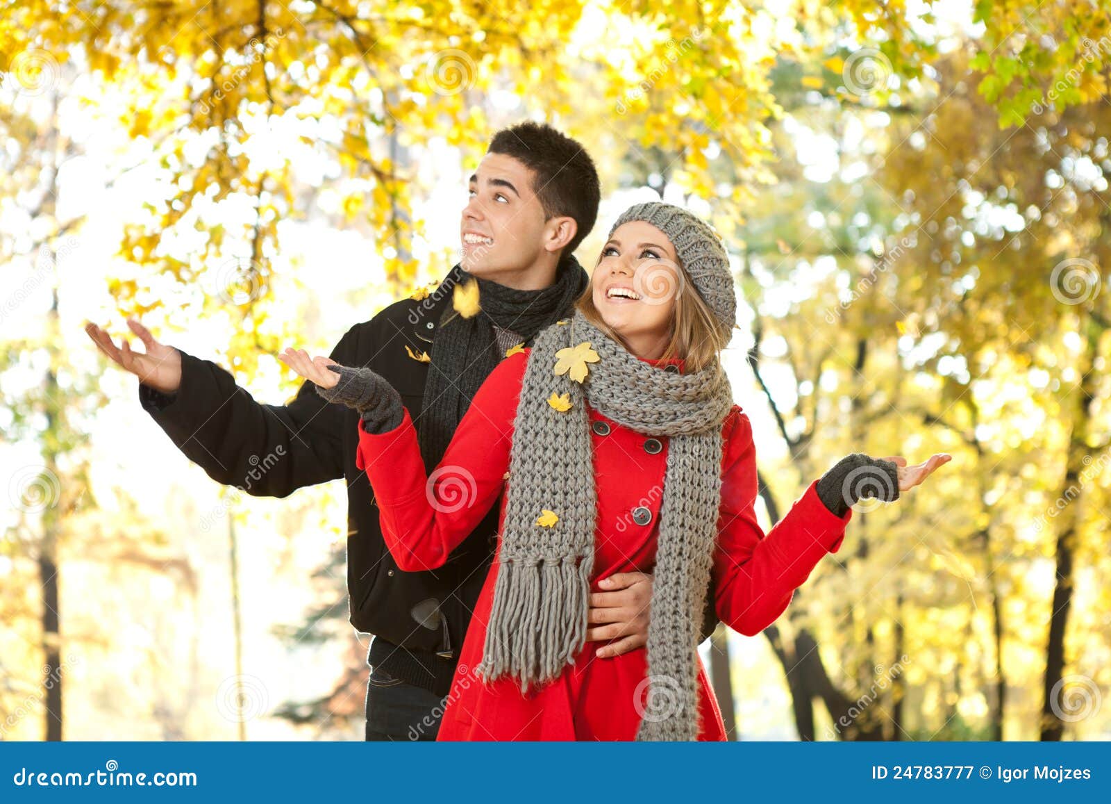 Couple in Falling Leaves, Love in Autumn Park Stock Image - Image of ...