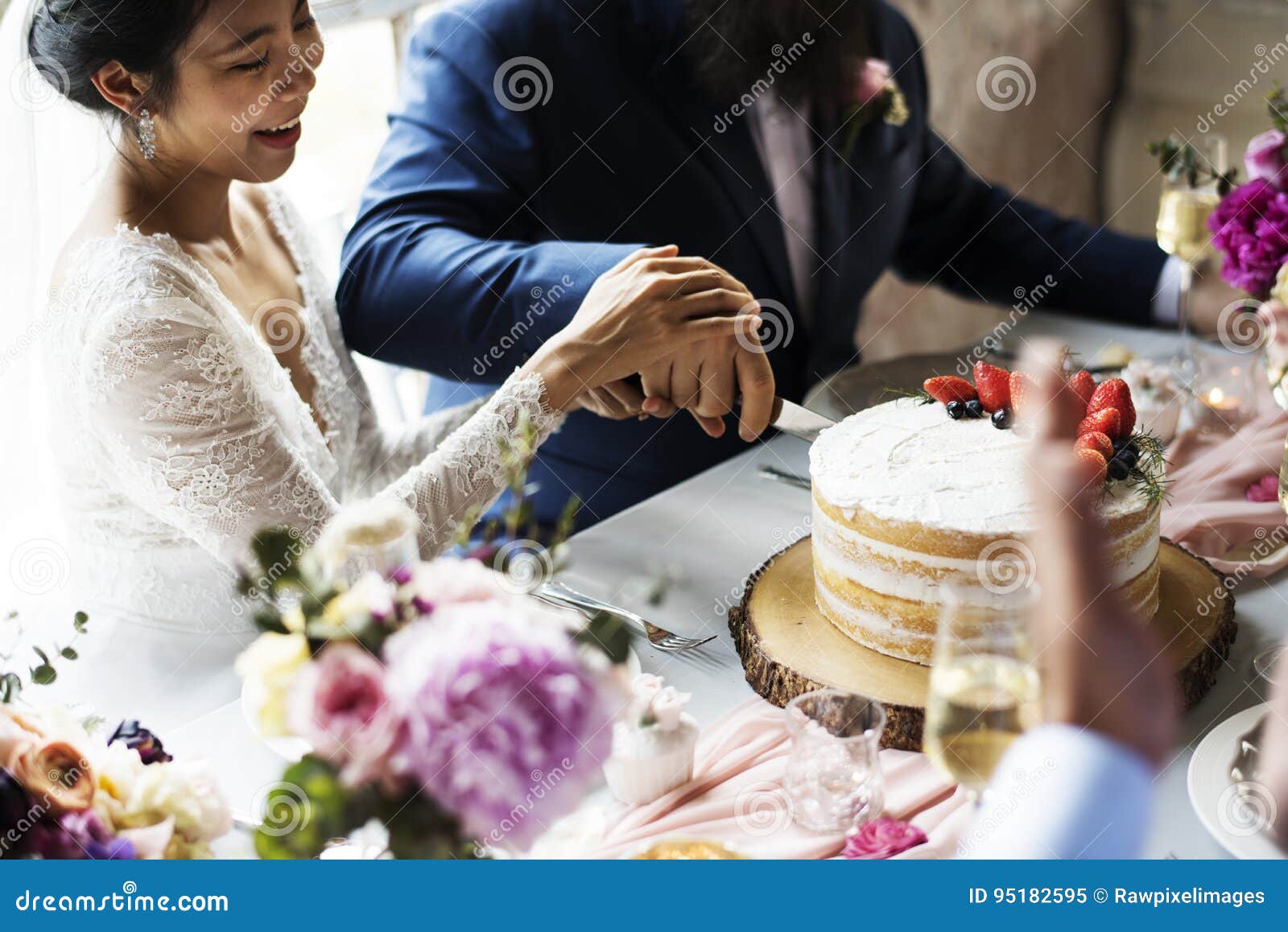 Couple Hands Cutting Wedding Cake Stock Image - Image of pieces ...