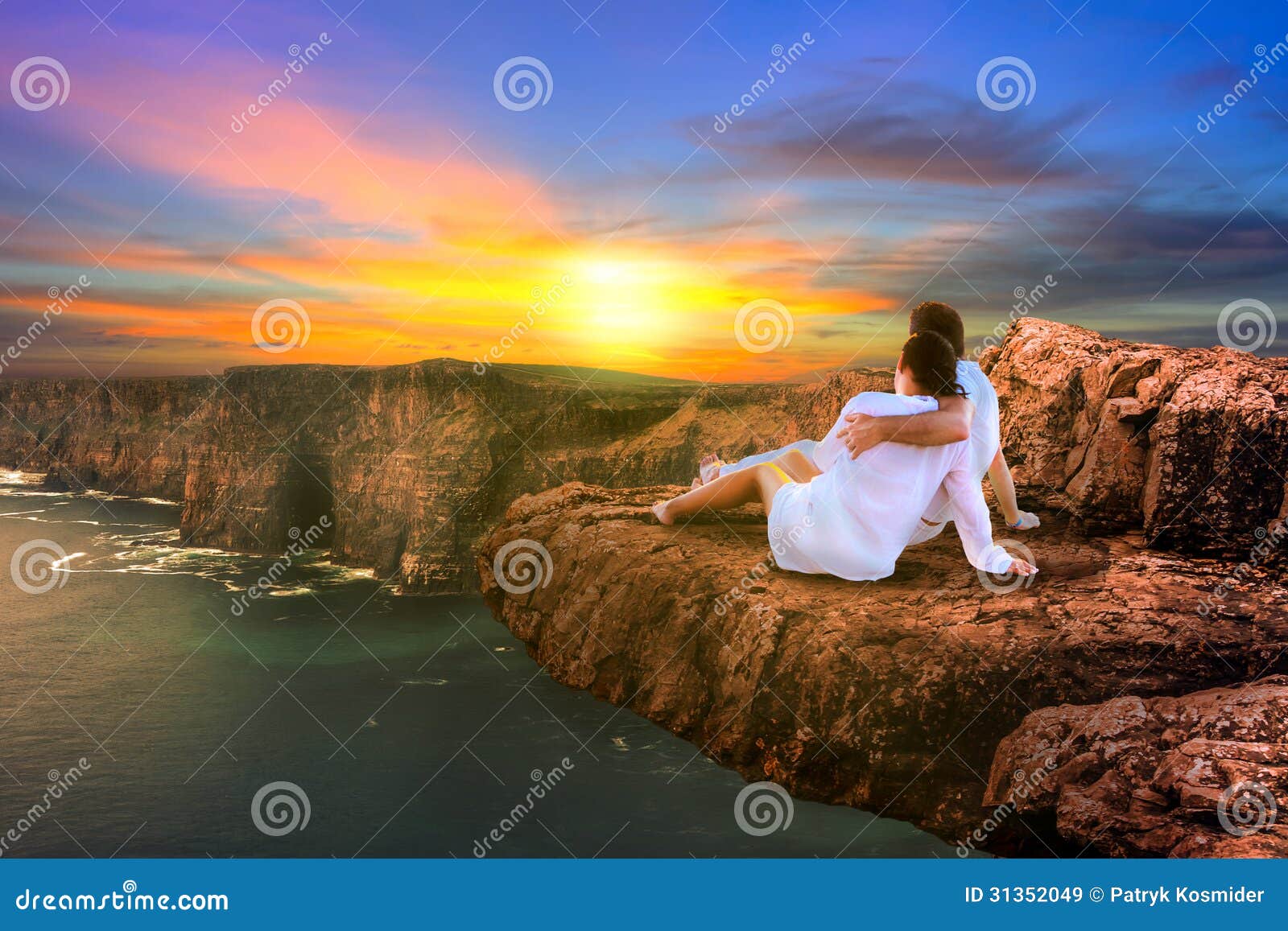 Couple in Hug Watching Sunset Stock Image - Image of cliff, health ...