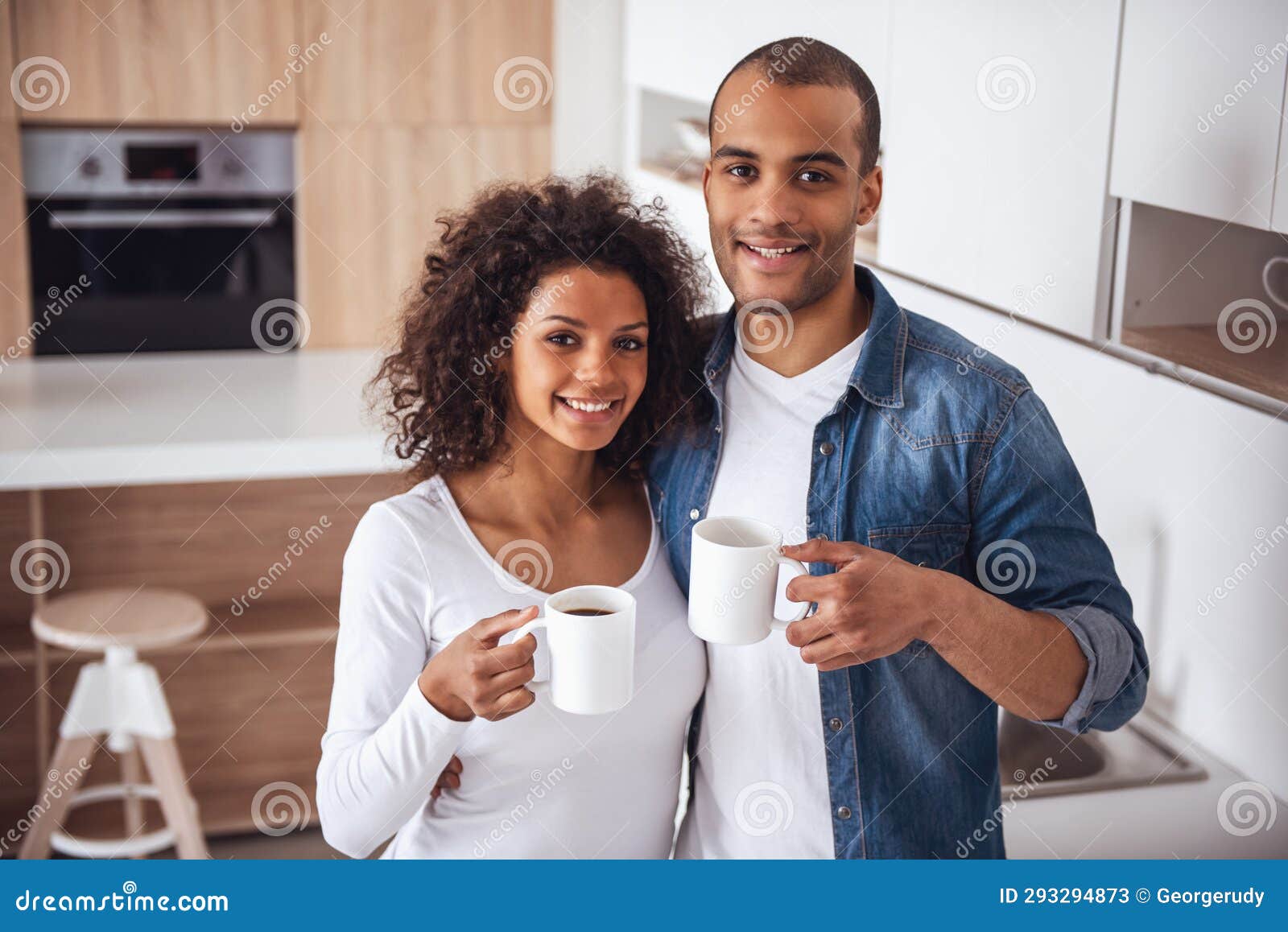 Couple in kitchen stock image. Image of drink, flirt - 293294873