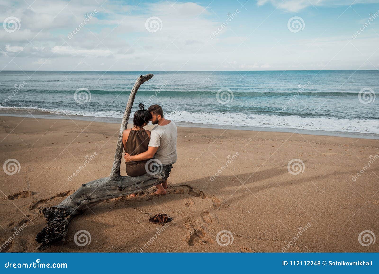 Couple in Love on the Ocean Stock Photo - Image of love, happy: 112112248