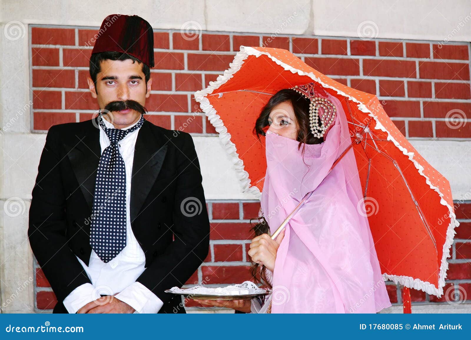 Couple in Ottoman costumes editorial image. Image of istanbul - 17680085