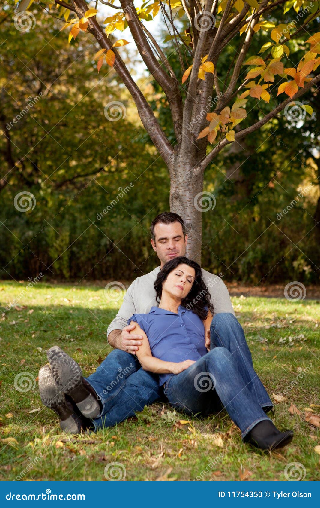 Couple Rest Park stock photo. Image of friendship, date - 11754350