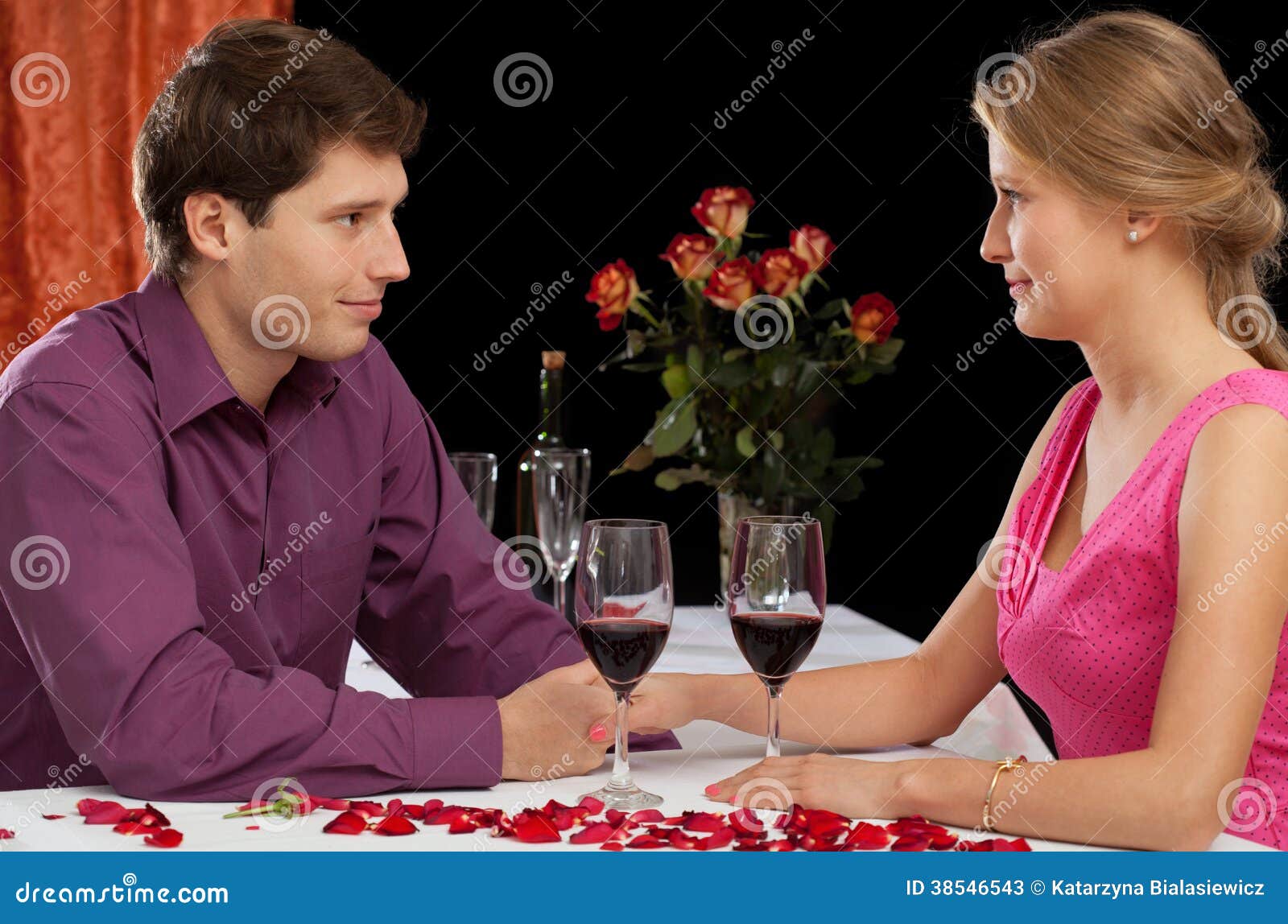A Couple on Romantic Dinner Stock Image - Image of glasses, wife: 38546543