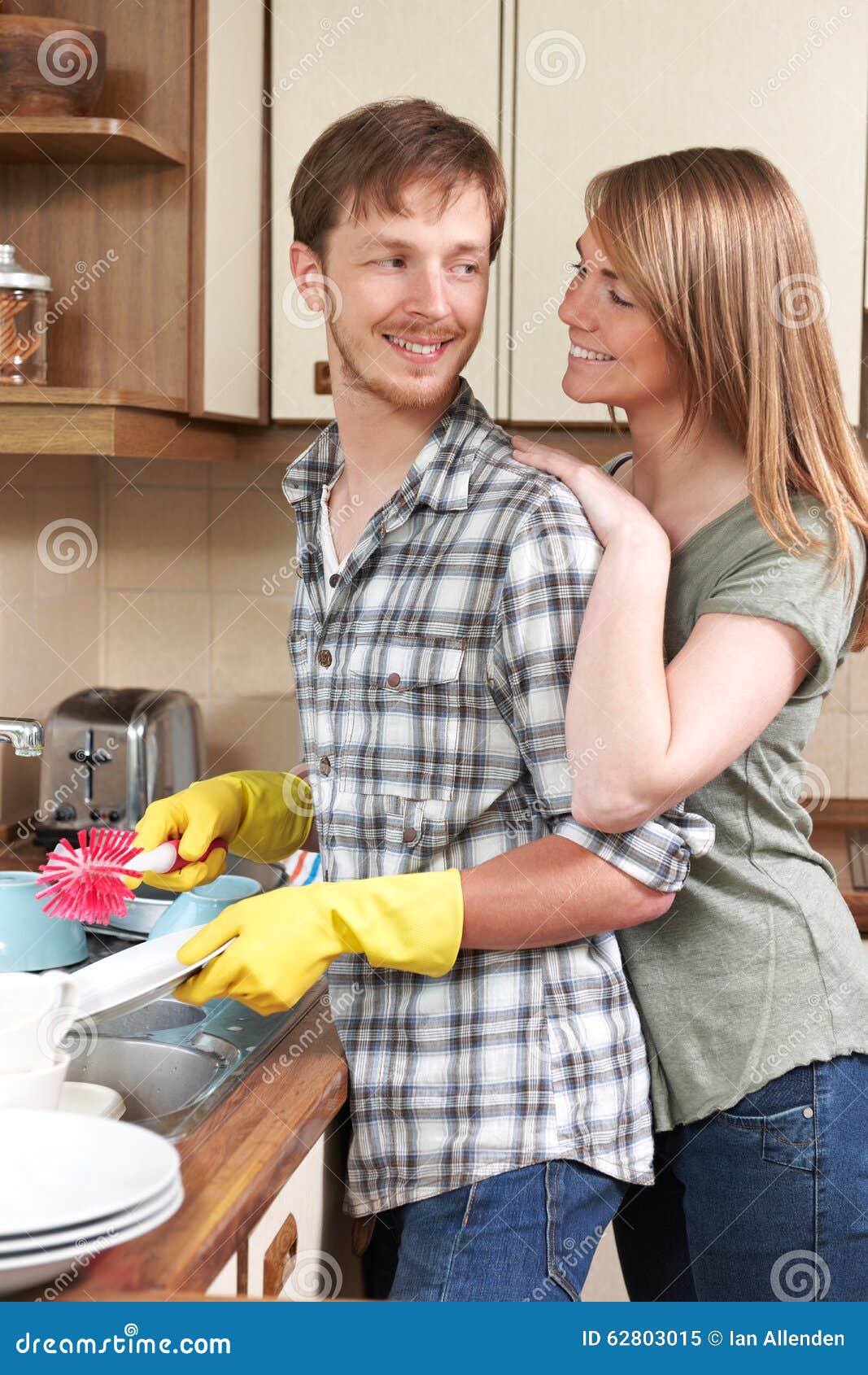 Couple Washing Dishes in Kitchen Stock Image - Image of kitchen, male ...