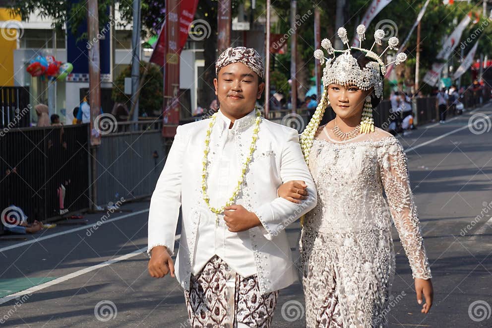 A Couple with a Wedding Dress from West Java Editorial Photography ...