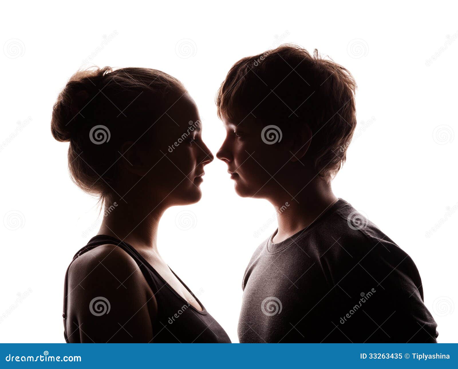 Couple of the Young in Love Stock Image - Image of girl, people: 33263435