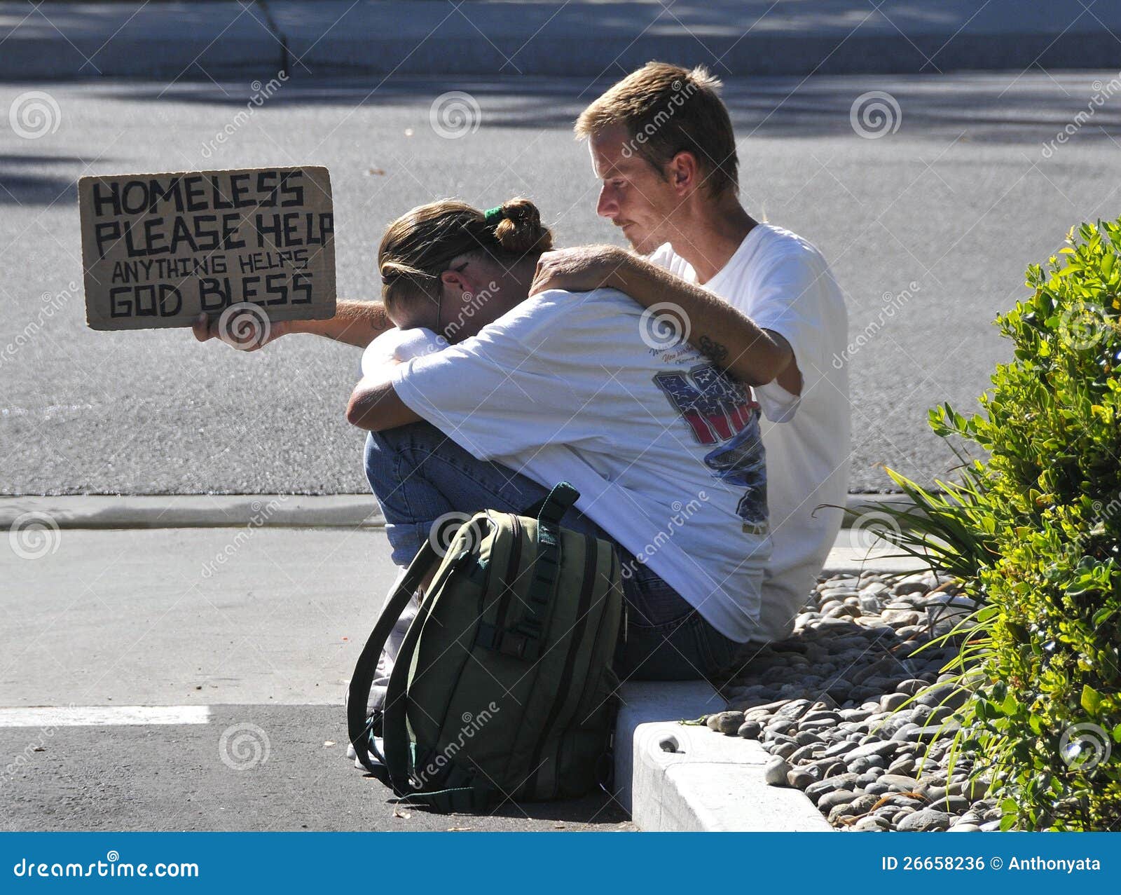 Couples sans foyer photo stock. Image du foreground, forme - 26658236