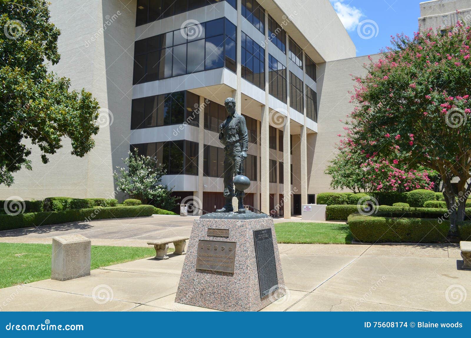 Courthouse Longview, Texas editorial stock image. Image of east - 75608174