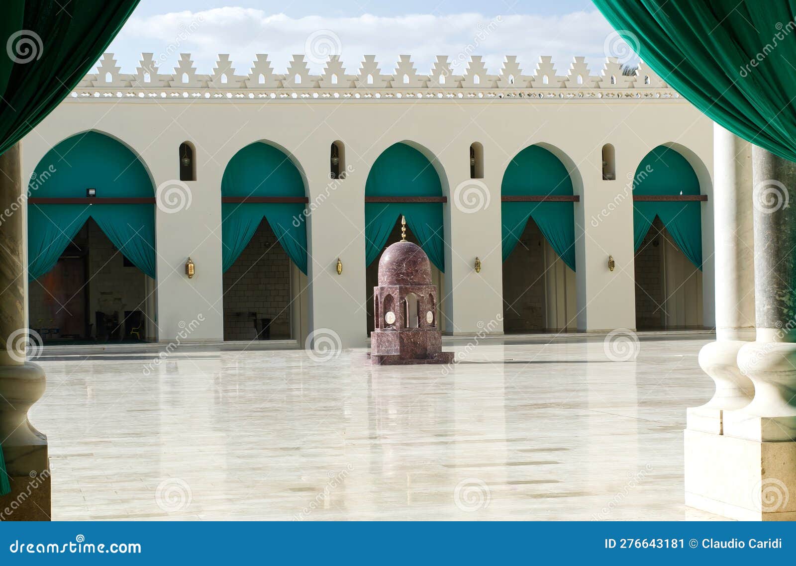 The Courtyard of the Al Hakim Mosque in Cairo. Egypt. Stock ...