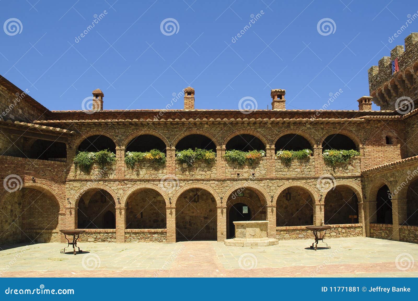 Courtyard of castle stock image. Image of castle, tower - 11771881