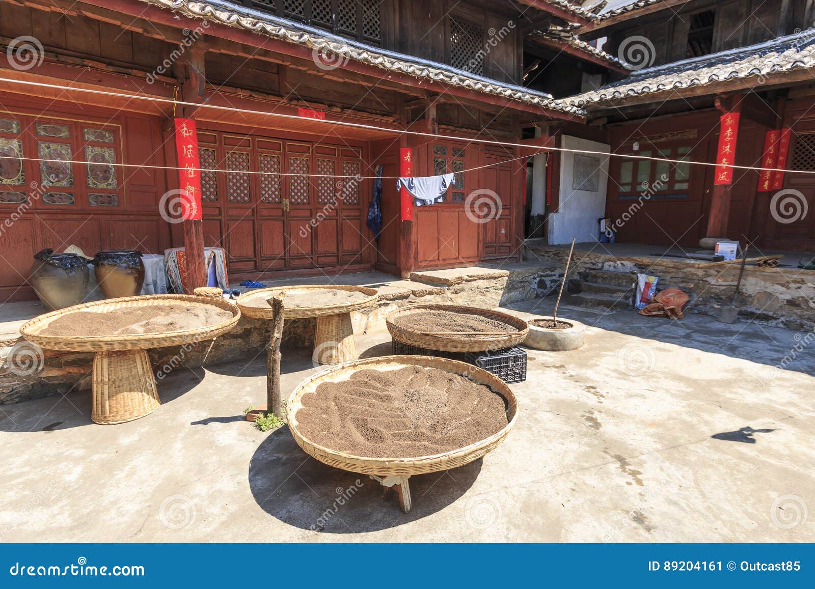 Courtyard of a Chinese Farmhouse Editorial Photo - Image of courtyard ...