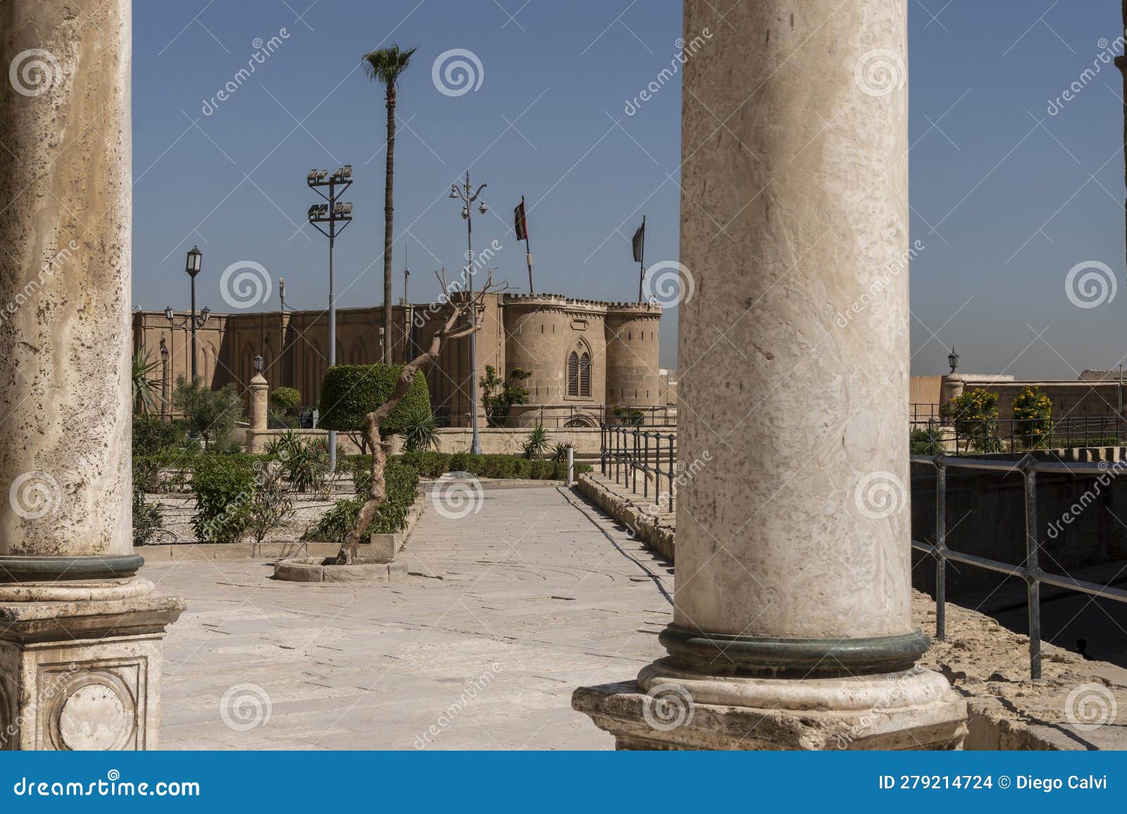 Courtyard of the Crystal Mosque, Cairo City Stock Photo - Image of ...