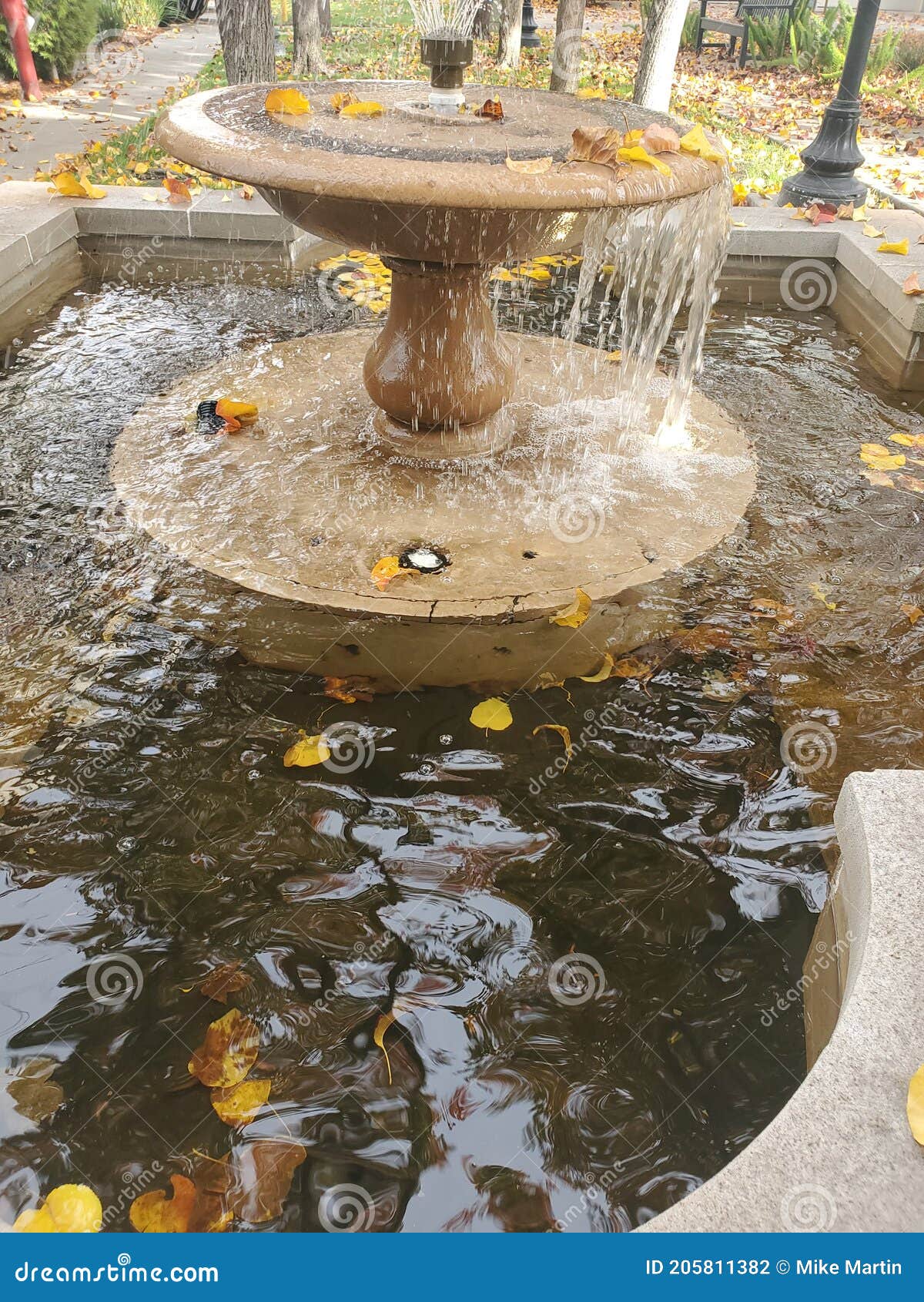 Courtyard Fountain Reflection Stock Photo - Image of water, garden ...