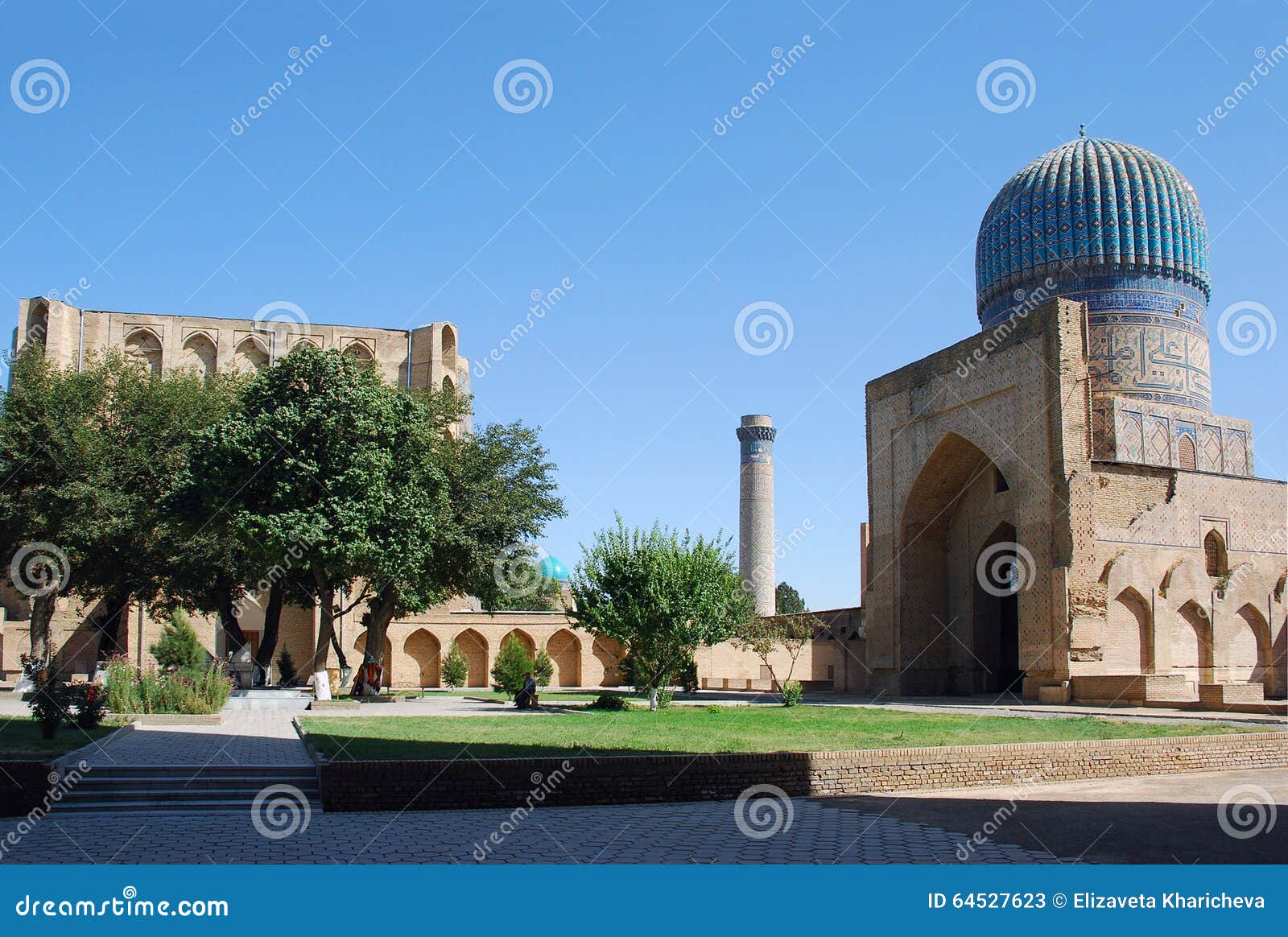 Courtyard. Mosque Bibi Khanum Stock Image - Image of dome, tradition ...