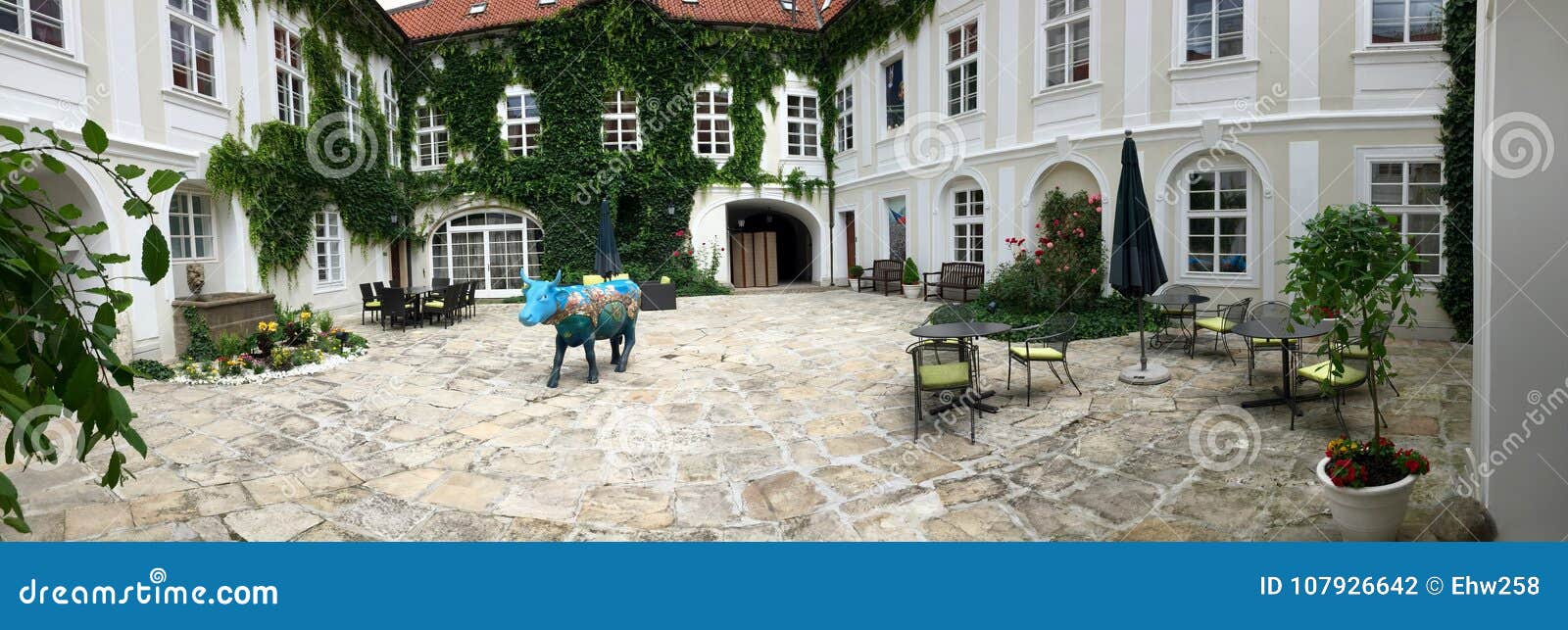 Courtyard of Old Building with Seating Editorial Photography - Image of ...