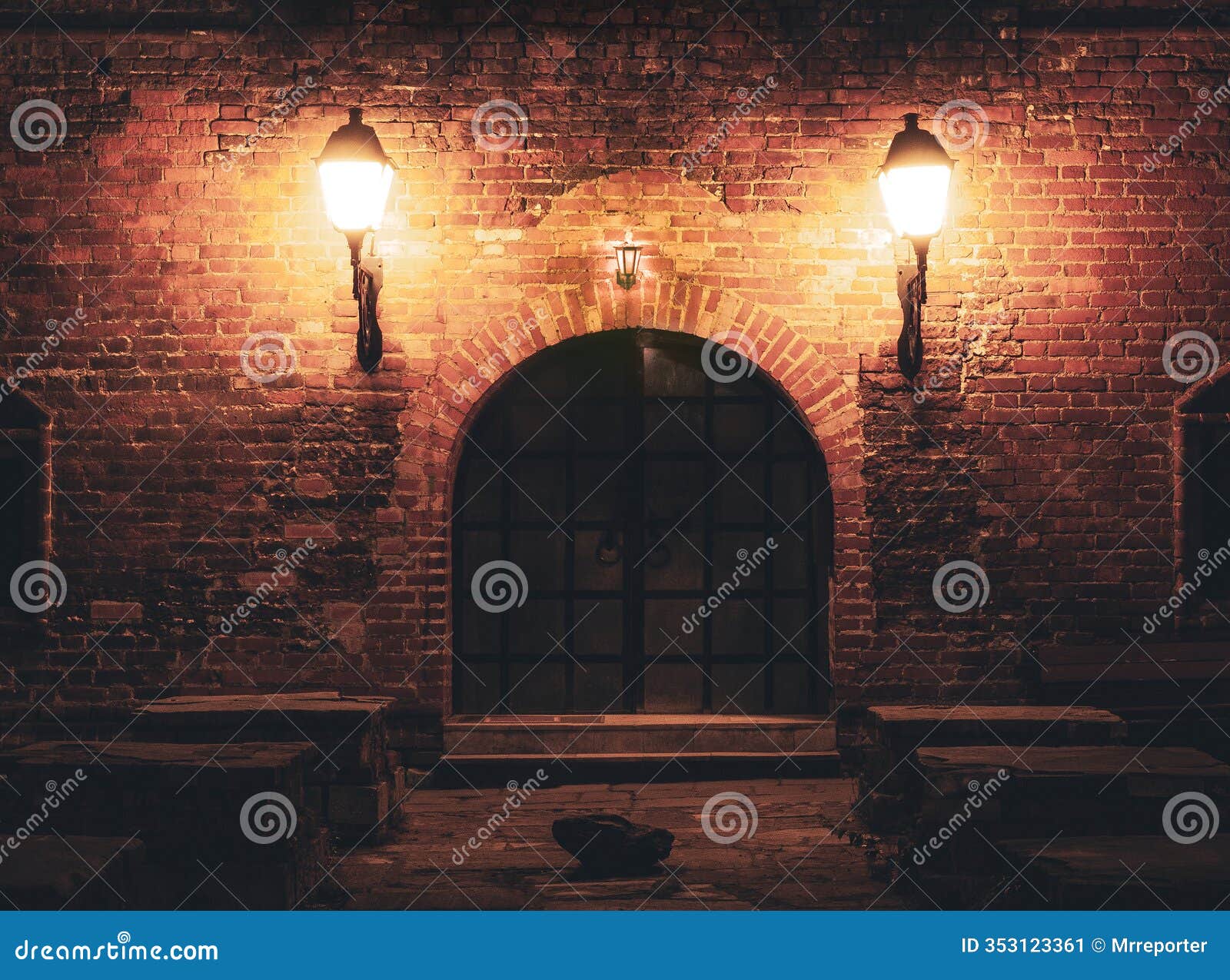 Courtyard of the Old Castle Stock Image - Image of stone, eerily: 353123361