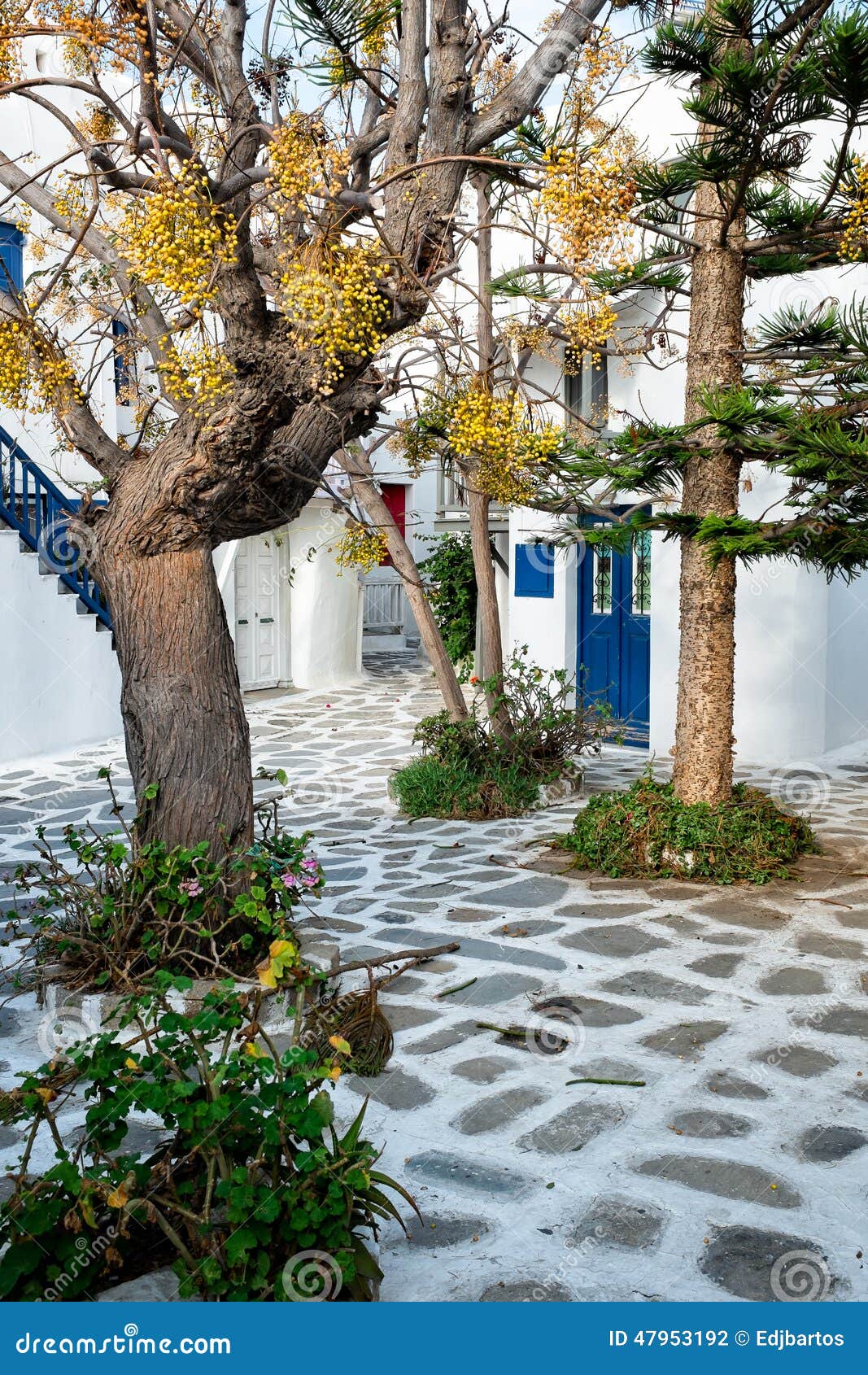Courtyard stock photo. Image of courtyard, quaint, greece - 47953192