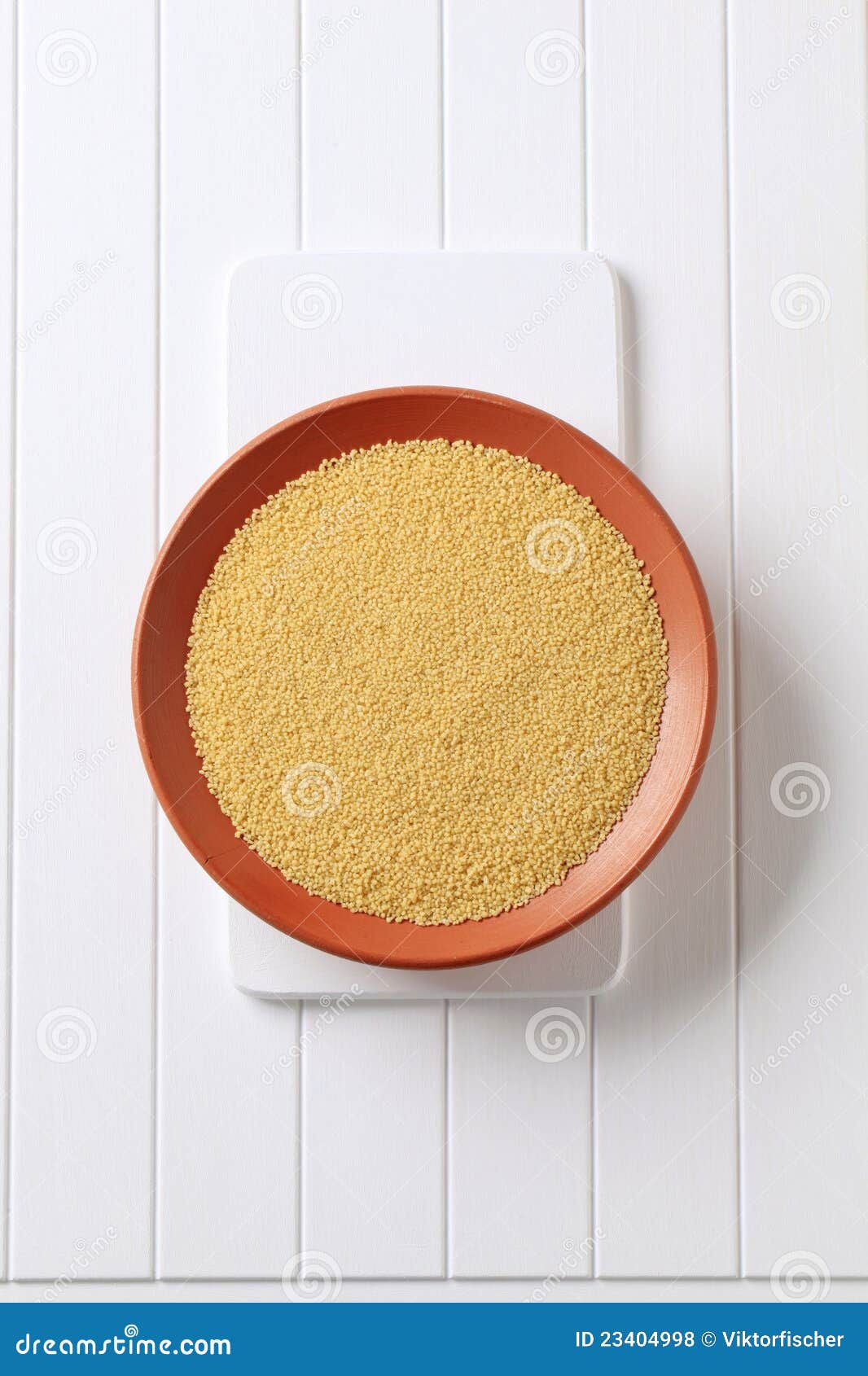 Couscous sec photo stock. Image du fermer, nourriture - 23404998