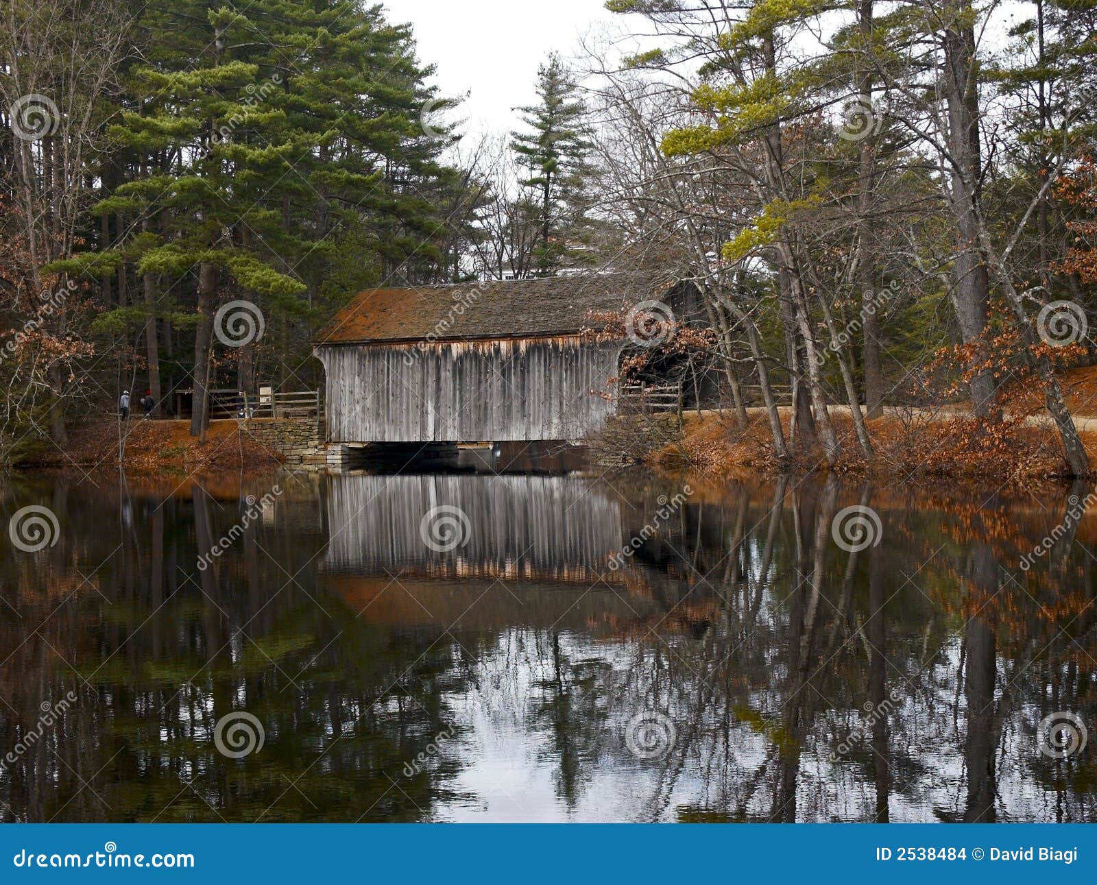 Covered Bridge stock photo. Image of colonial, scenic - 2538484