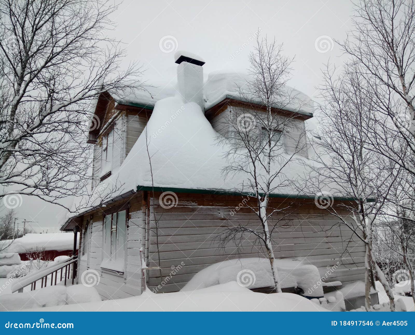 House after a Heavy Snowfall Stock Photo - Image of light, house: 184917546