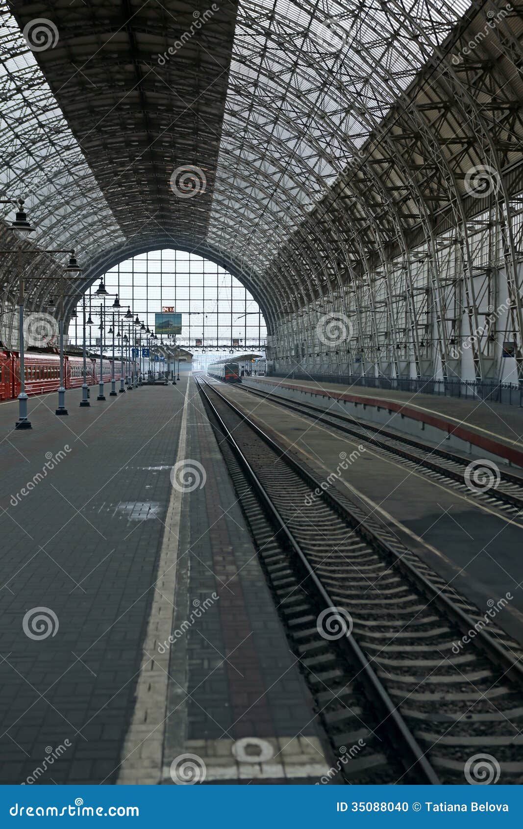 Covered railway station stock photo. Image of scene, roof - 35088040