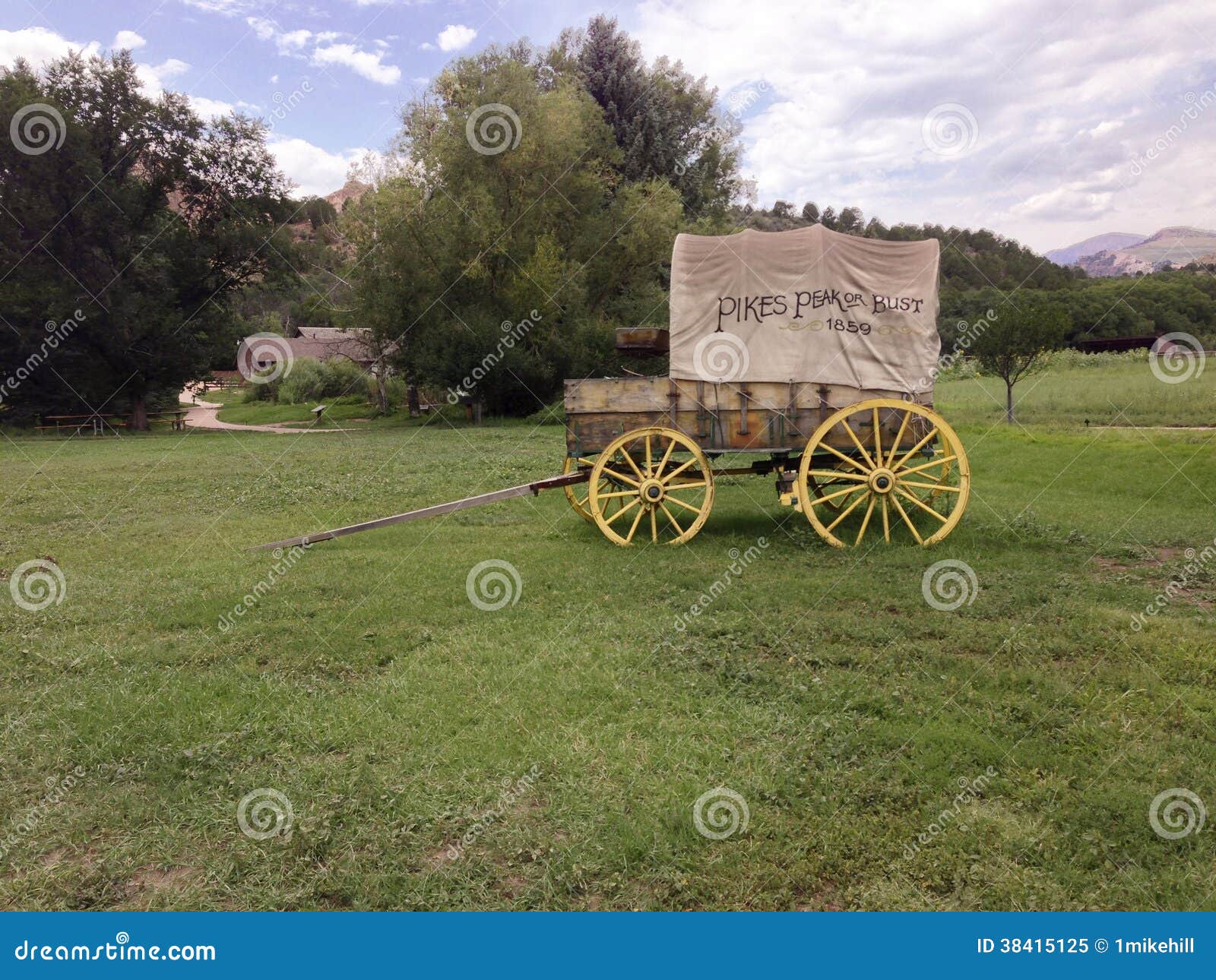 Covered Wagon at Rock Ledge Ranch Editorial Image - Image of covered ...