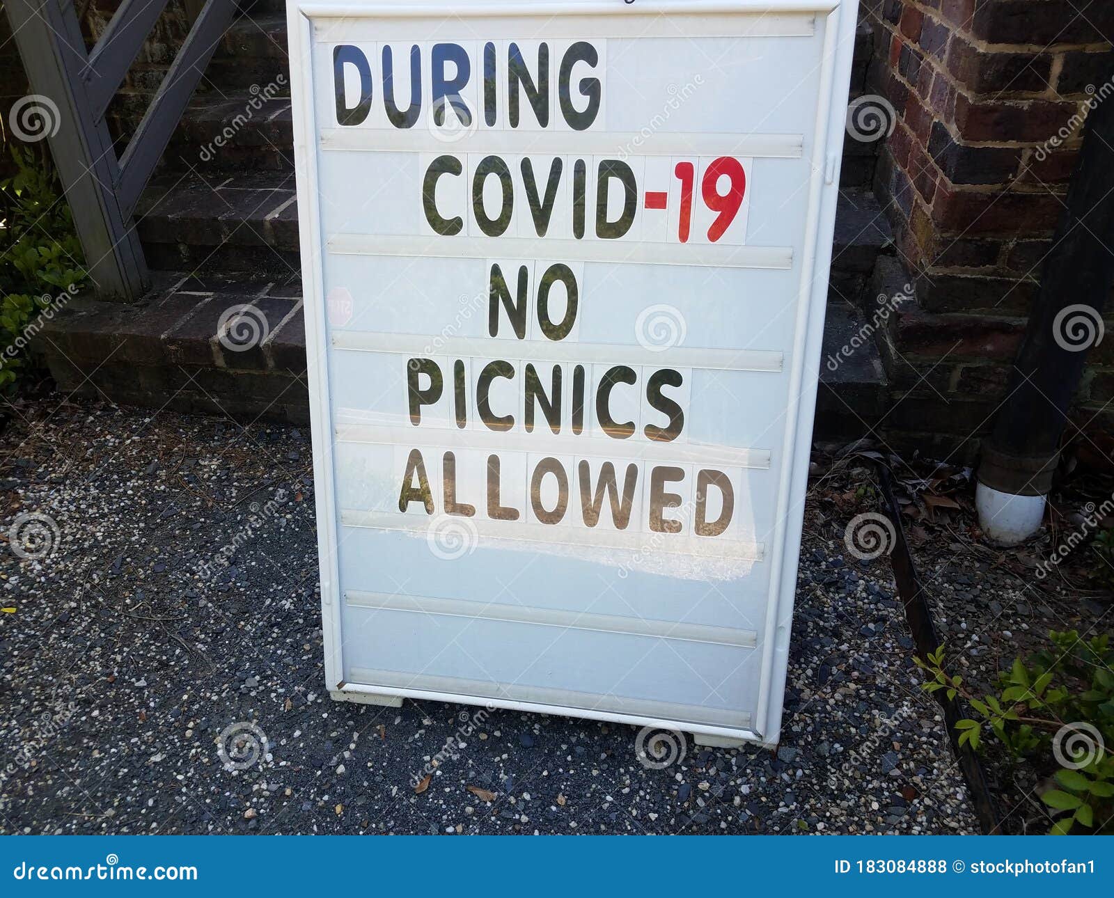 During Covid 19 No Picnics Allowed Information Sign Stock Photo - Image ...