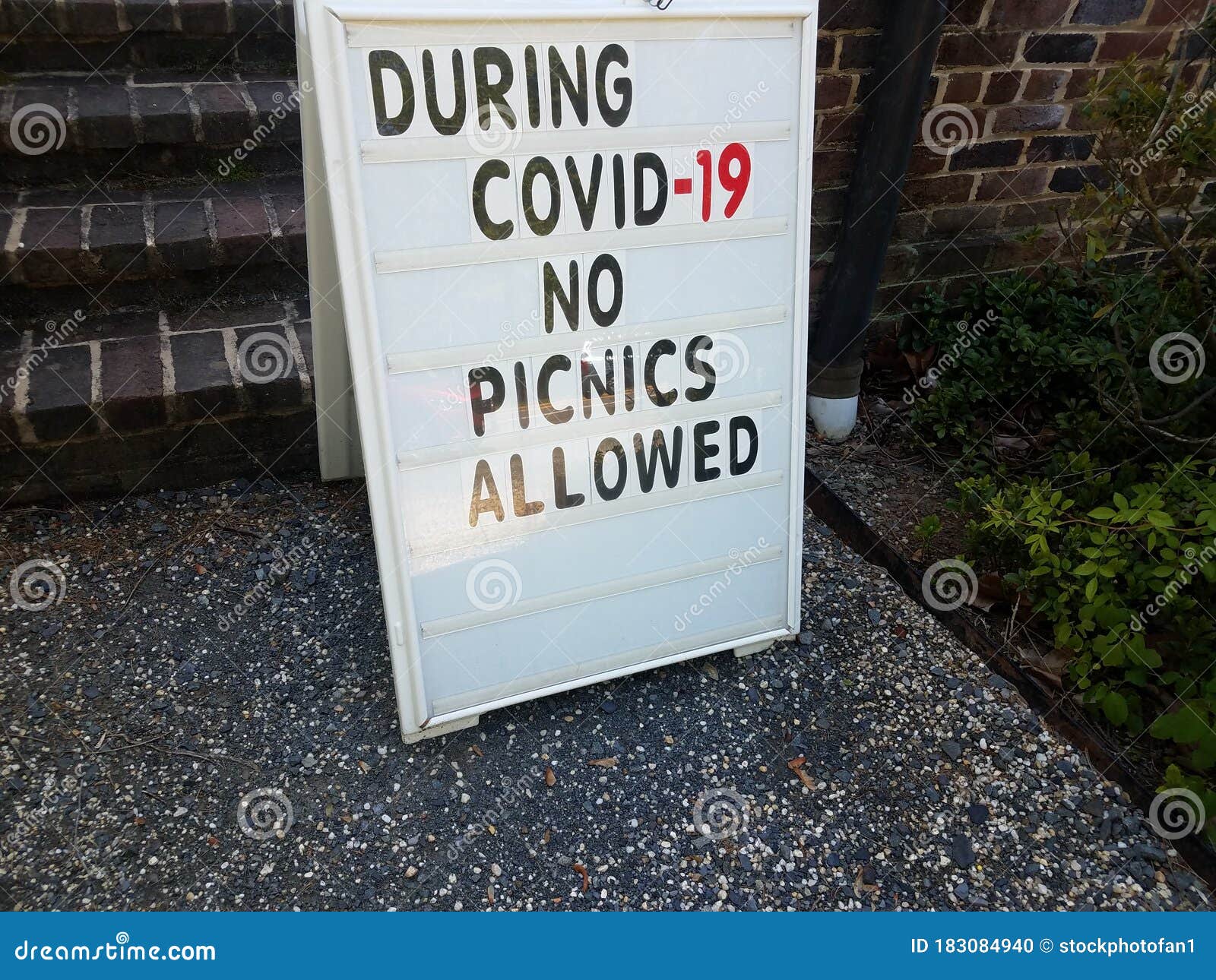 During Covid 19 No Picnics Allowed Information Sign Stock Photo - Image ...