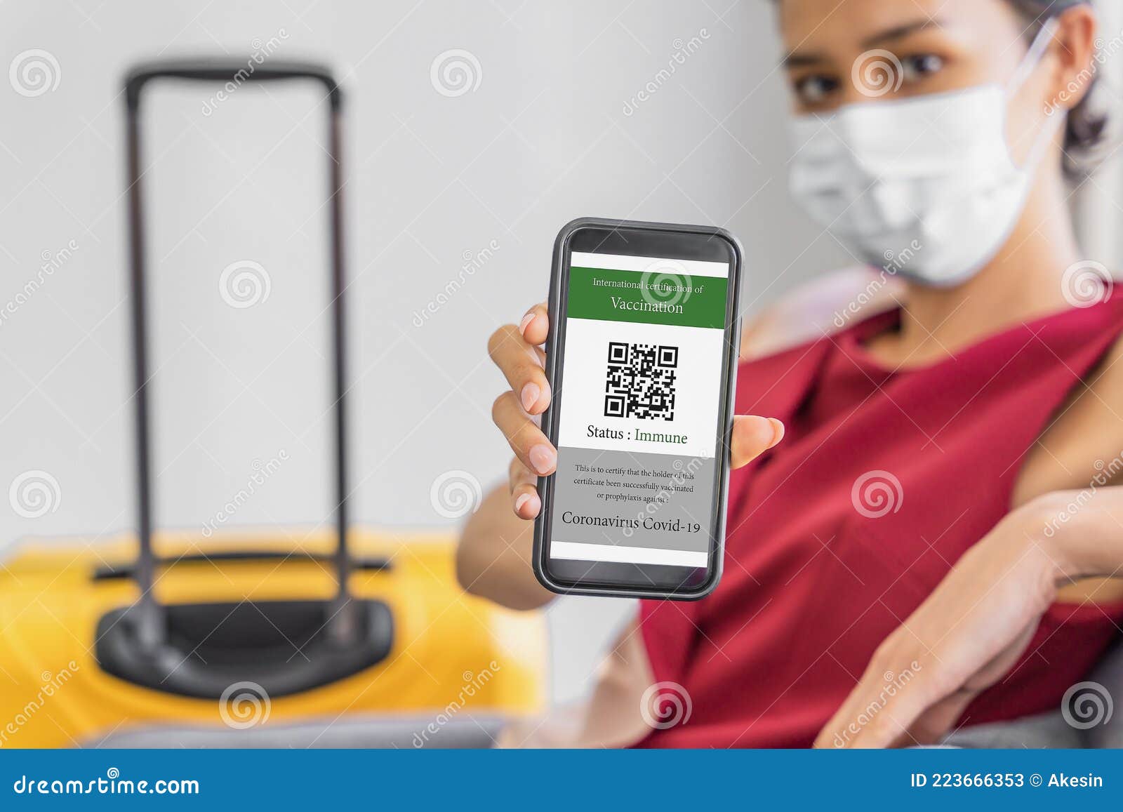 Covid-19 Vaccination Certificate with QR Code on Smartphone Application ...