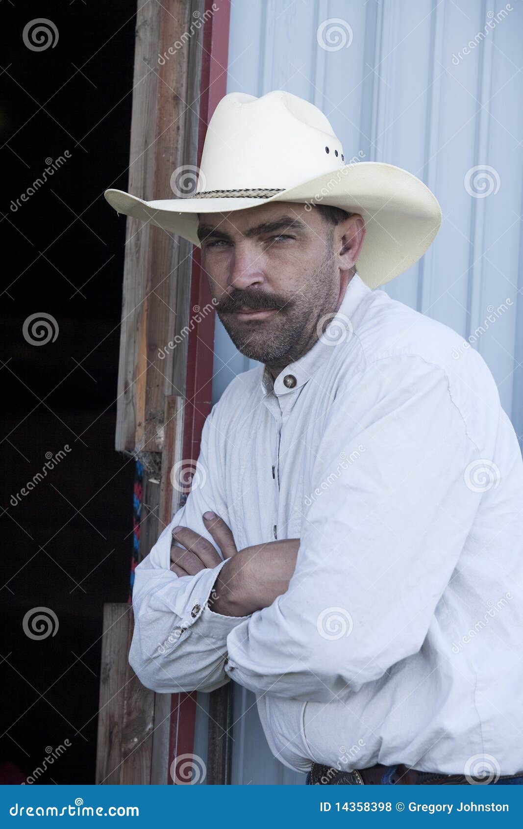 Cowboy With Arms Crossed. Picture Image: 14358398