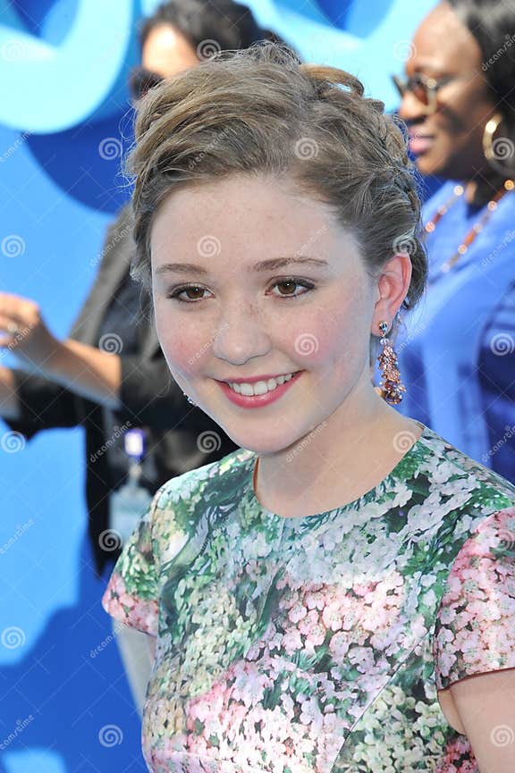 Cozi Zuehlsdorff 图库摄影片. 图片 包括有 活动, 著名, 个性, 绿色, 名望, 事实 - 46149072