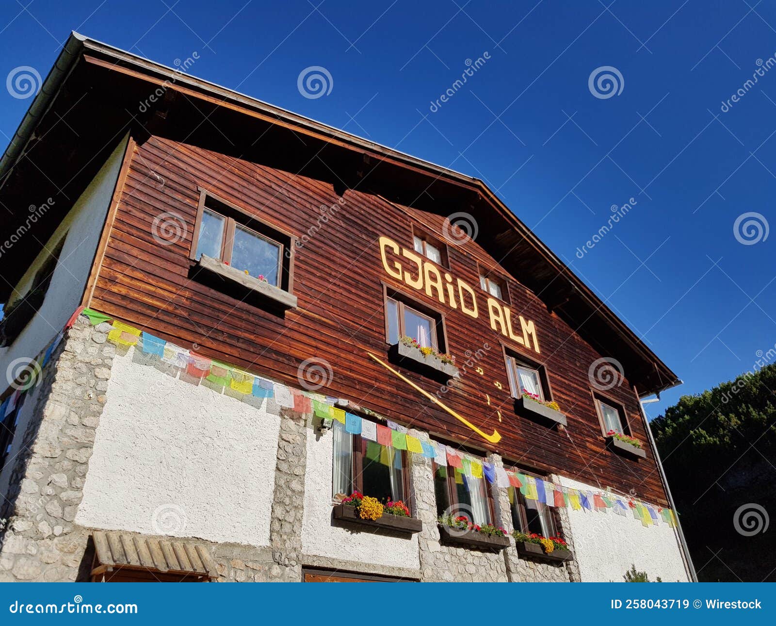 The Cozy Gjaid Alm at the Dachstein Glacier Editorial Stock Image ...
