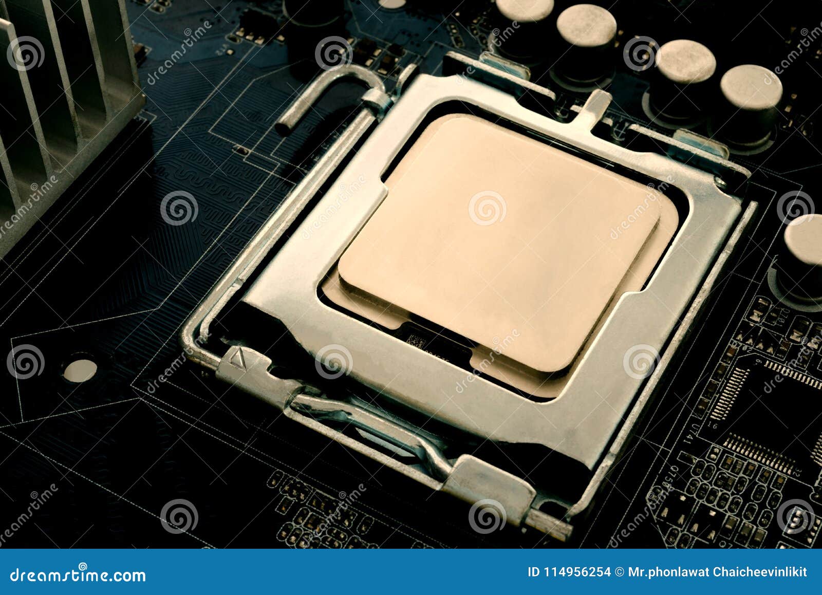 CPU Con La Superficie En Blanco Foto de archivo - Imagen de motherboard ...