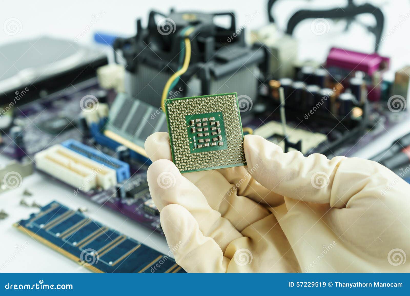 CPU Del Control De La Mano Para Comprobar Problema Imagen de archivo ...