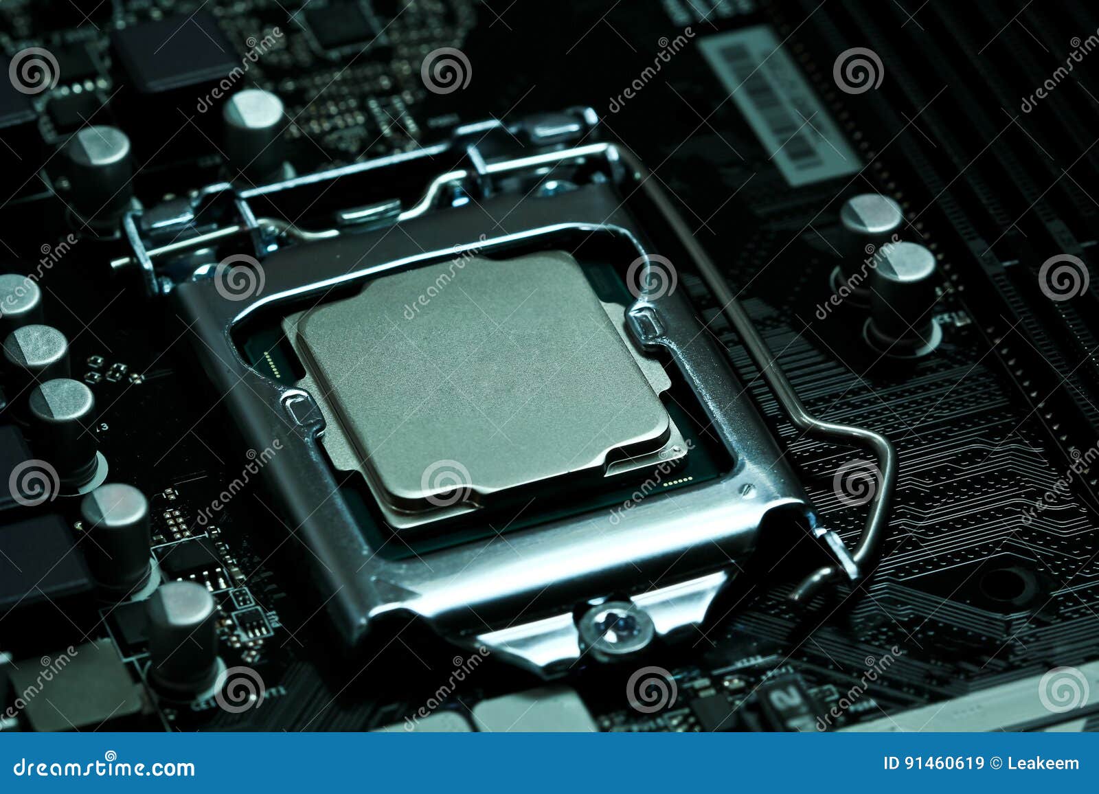CPU Installiert Auf Ein Motherboard Stockbild - Bild von künstlich ...