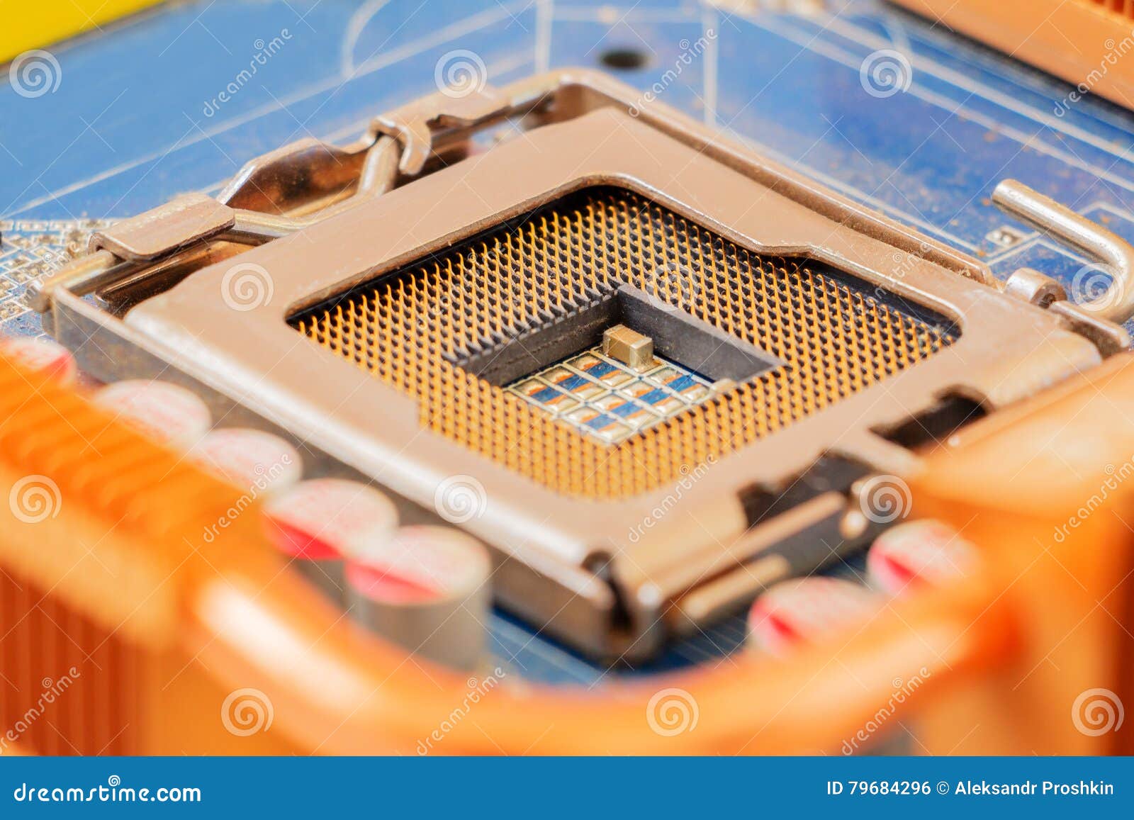 CPU-Sockel auf Motherboard stockfoto. Bild von leer, mikrochip - 79684296