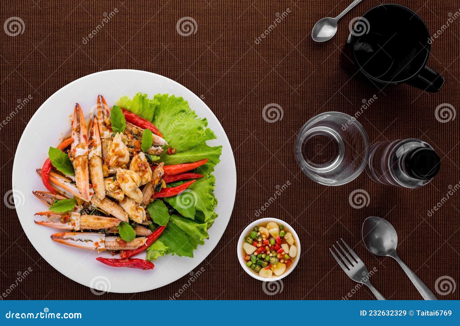 Crab meat fried basil stock image. Image of dish, plate - 232632329