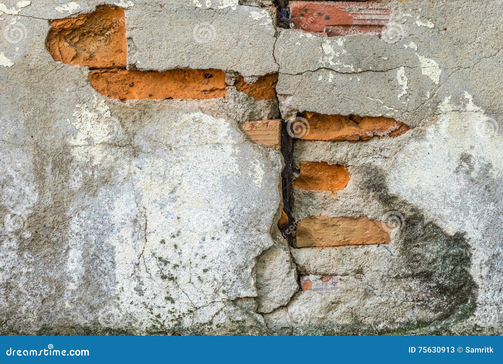 Crack brick wall stock image. Image of plaster, structure - 75630913