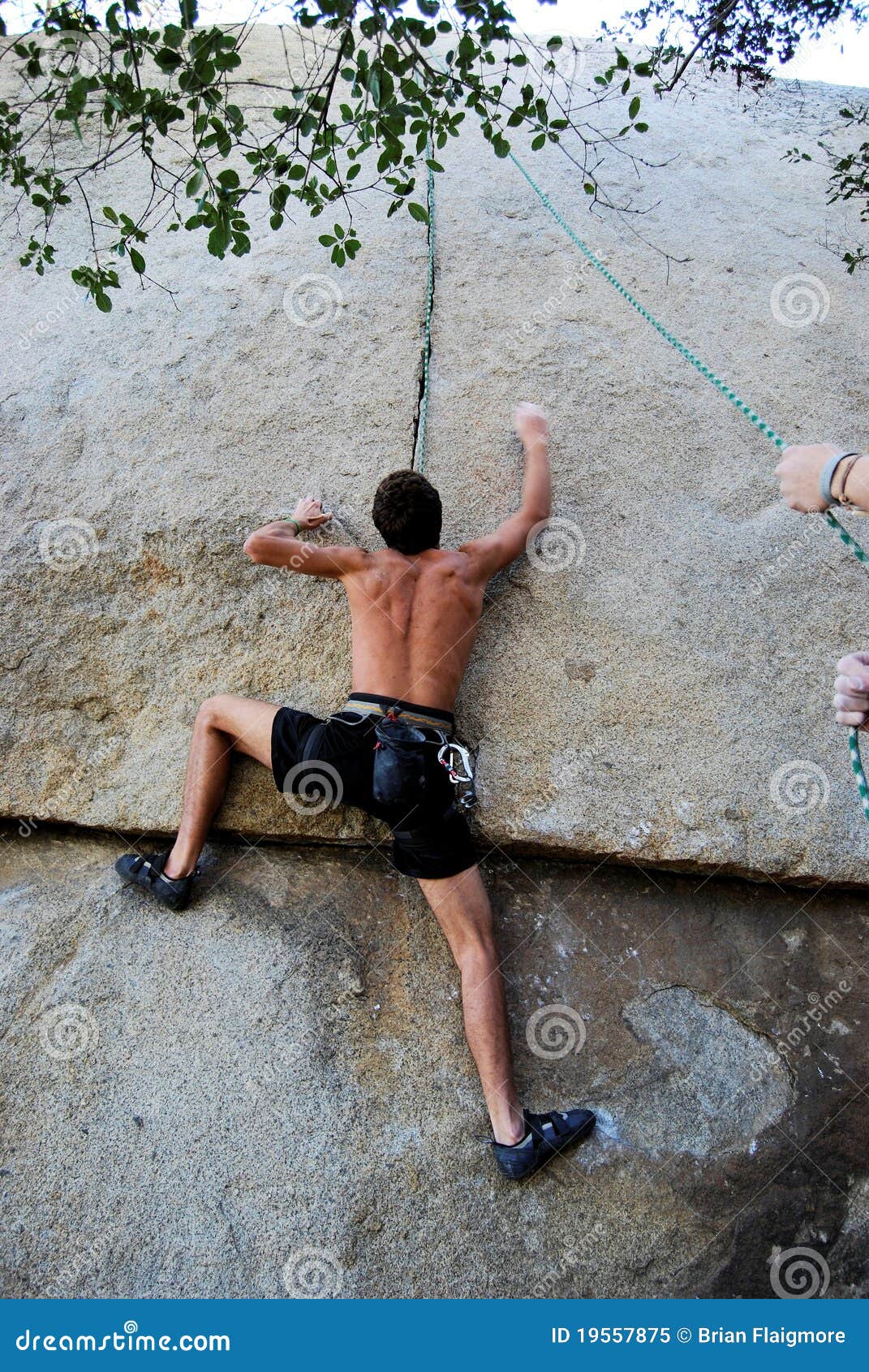 Crack Climb stock image. Image of arms, california, traveler - 19557875