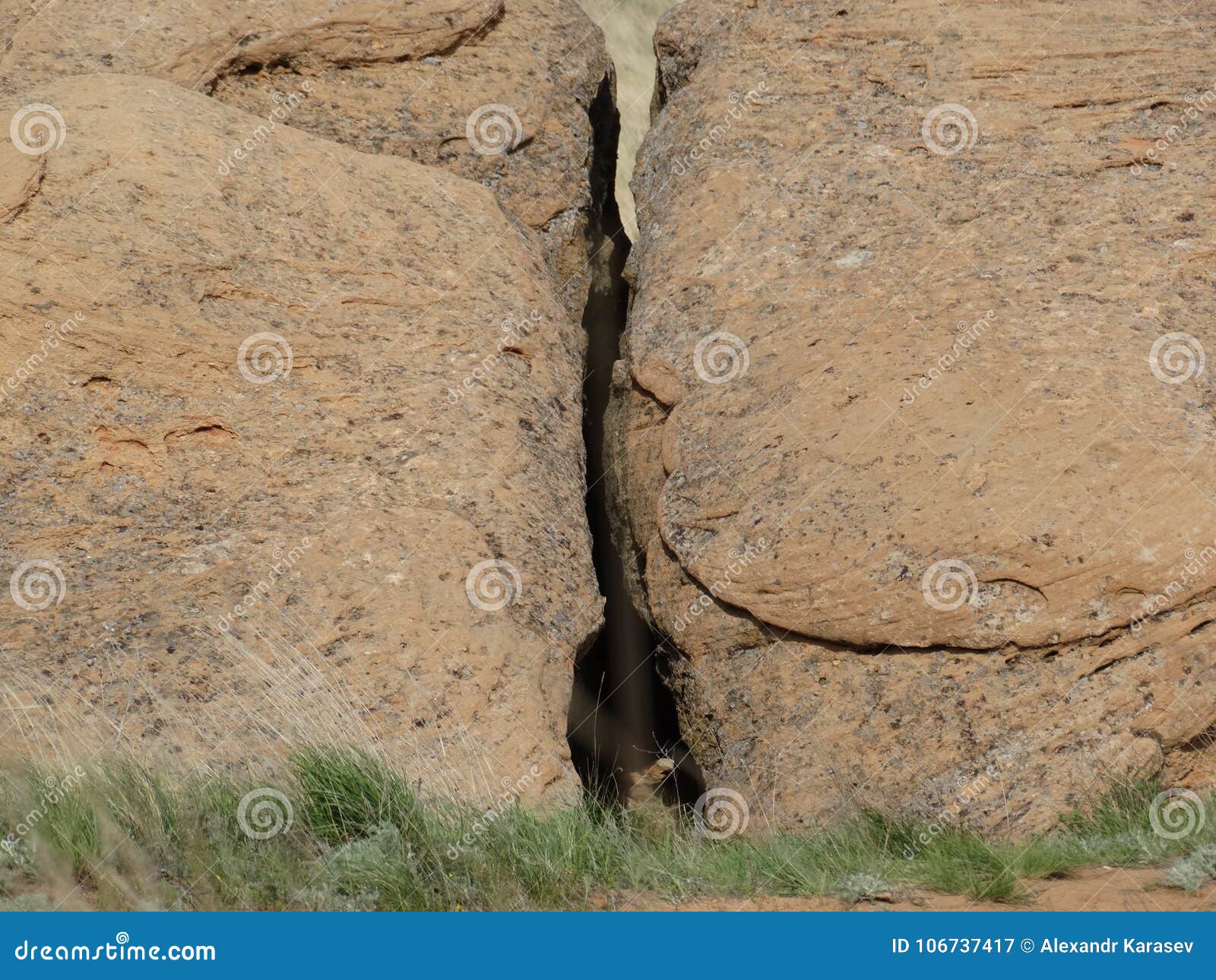 The cleft in the rock stock image. Image of stone, waterfall - 106737417