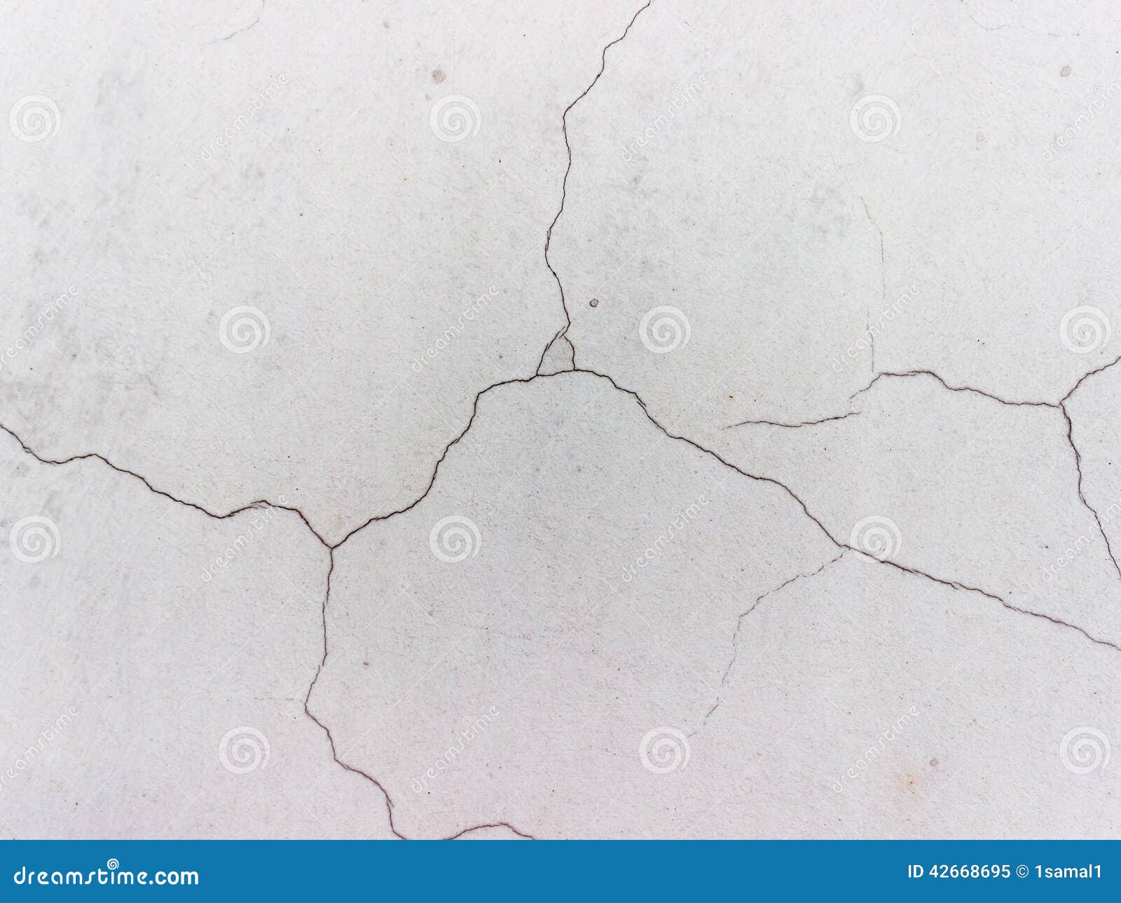 Crack on a gray wall stock image. Image of city, aging - 42668695