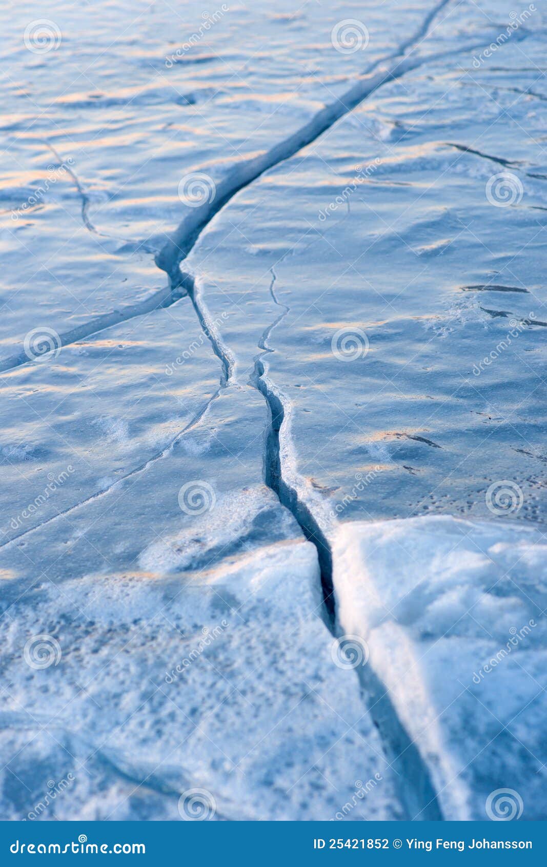 Crack in ice stock photo. Image of cold, snow, beauty - 25421852
